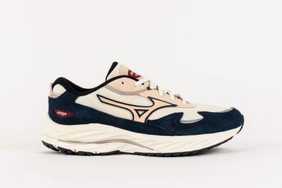 Mizuno Make a Splash with the Wave Rider β - Releases