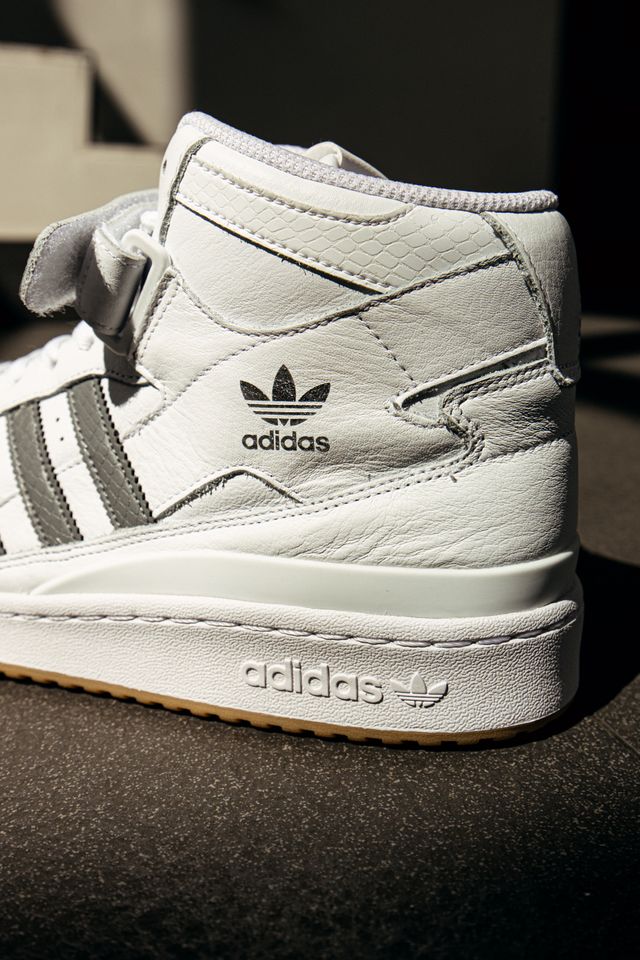 JD Sports Score Buzzer Beating adidas Forums for Christmas - Sneaker ...