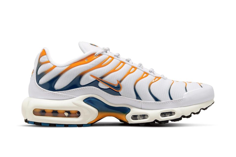 This Nike Air Max Plus Comes with Custom Carabiners! - Sneaker Freaker
