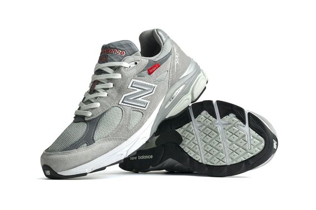 NB990 - Sneaker Freaker