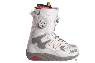 New Balance 686 Launch (Boston) - Sneaker Freaker