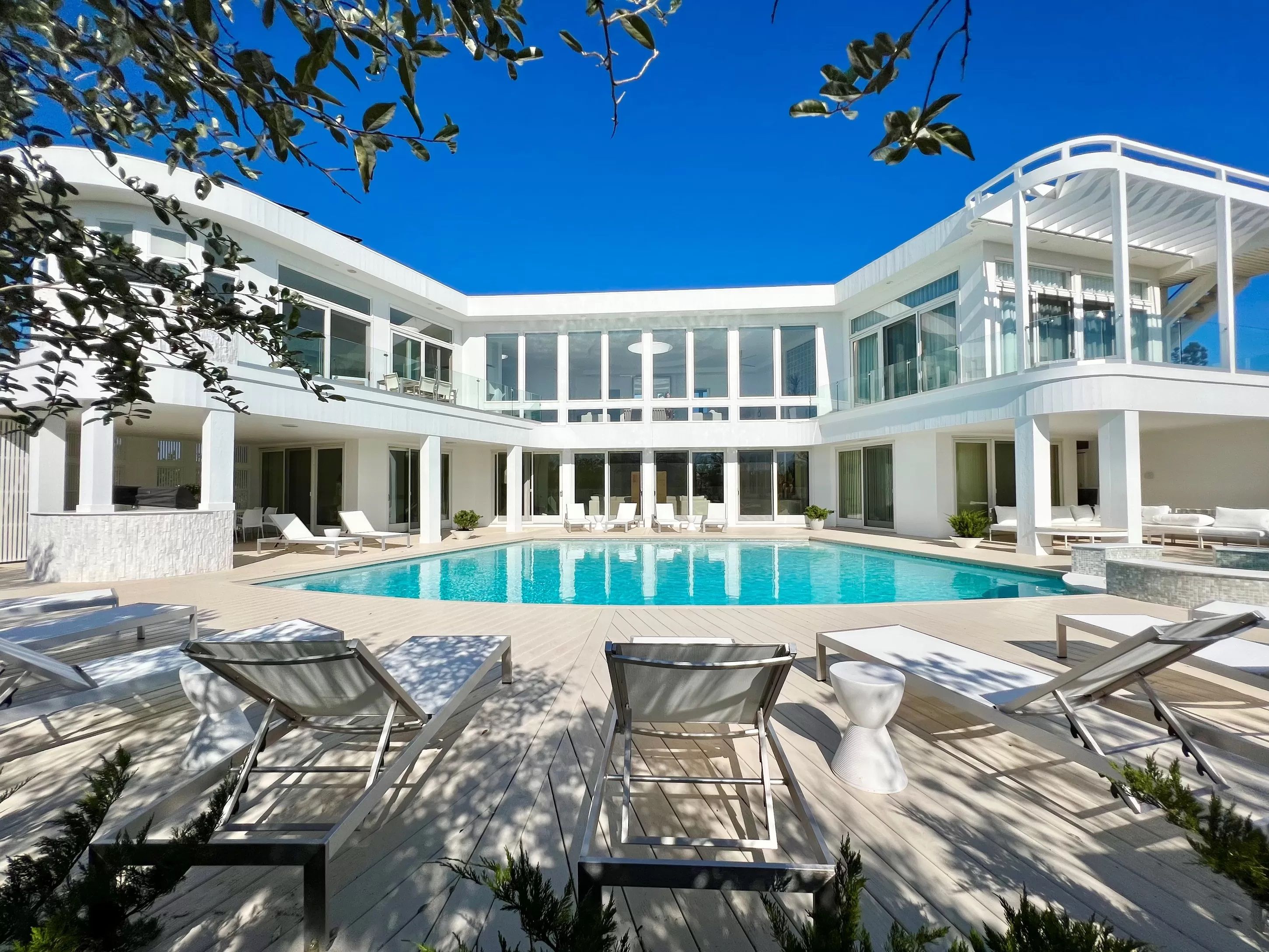 Find the Perfect Hamptons Rental for Your Weekend Getaway