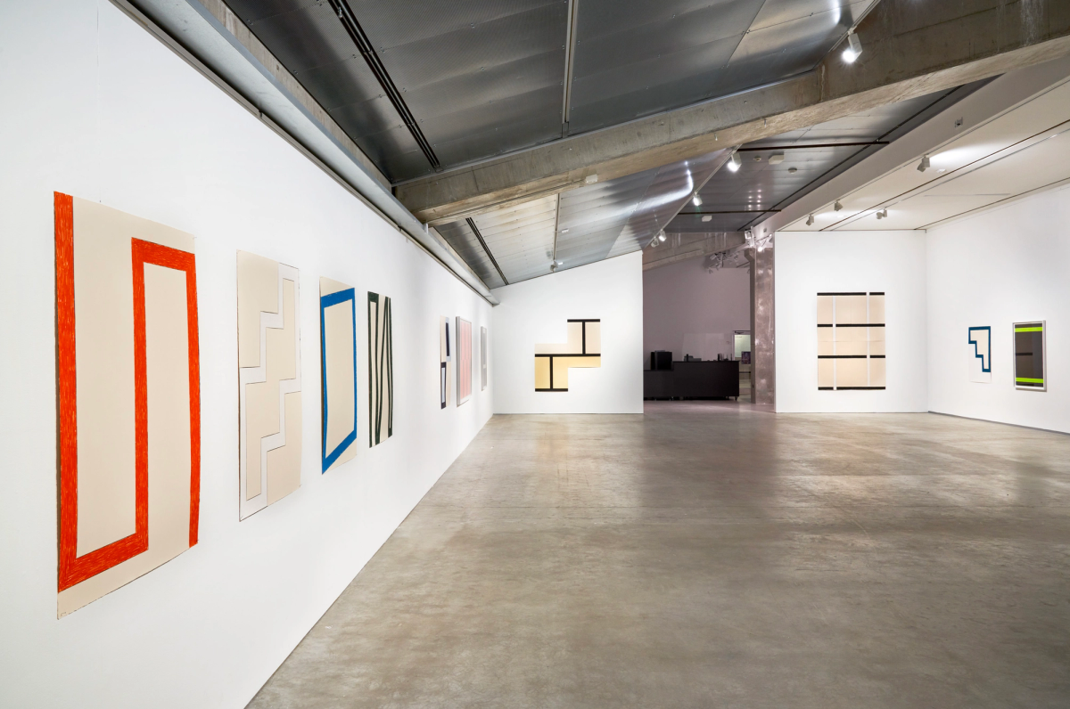 Linears- Porvoo Art Hall | Work | Inka Bell