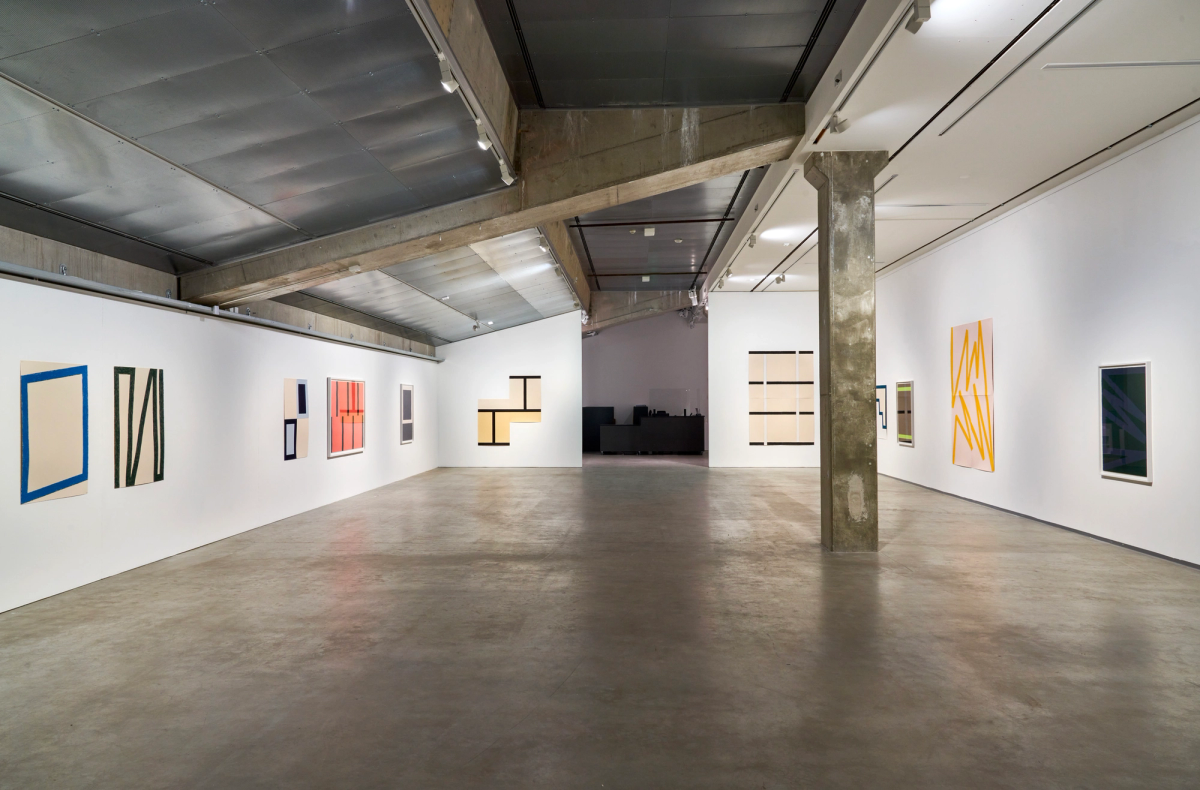 Linears- Porvoo Art Hall | Work | Inka Bell