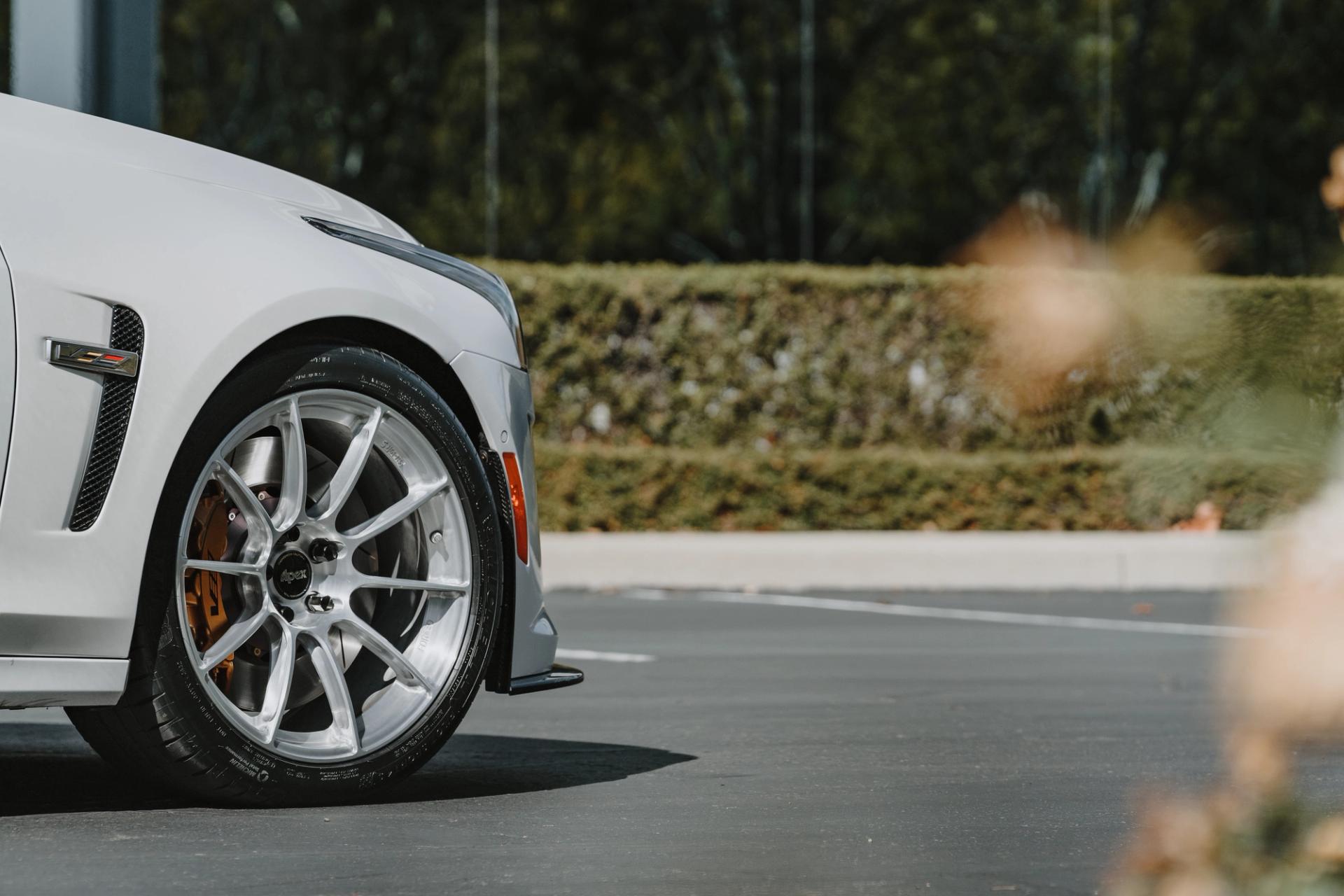Cadillac Gen 3 CTS-V with 19" SM-10RS Wheels in Brushed Clear