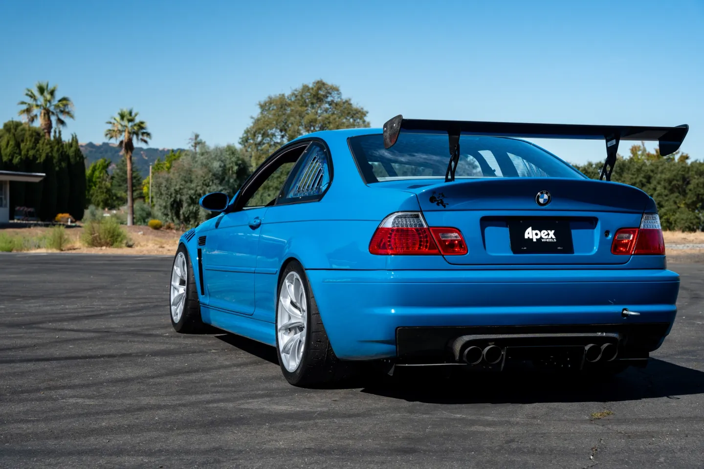 BMW E46 M3 with 18" VS-5RE Wheels in Race Silver