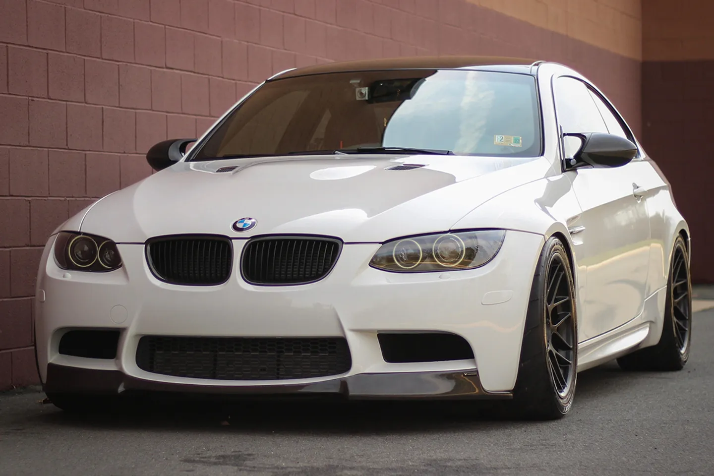 Andre’s Alpine White E92 M3 ZCP With 18″ ARC-8 Wheels