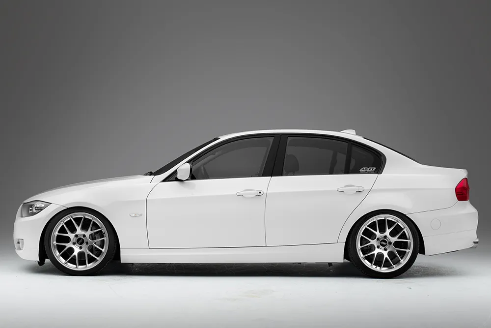 Photoshoot: 19″ EC-7 Wheels on Alpine White BMW E90 335D