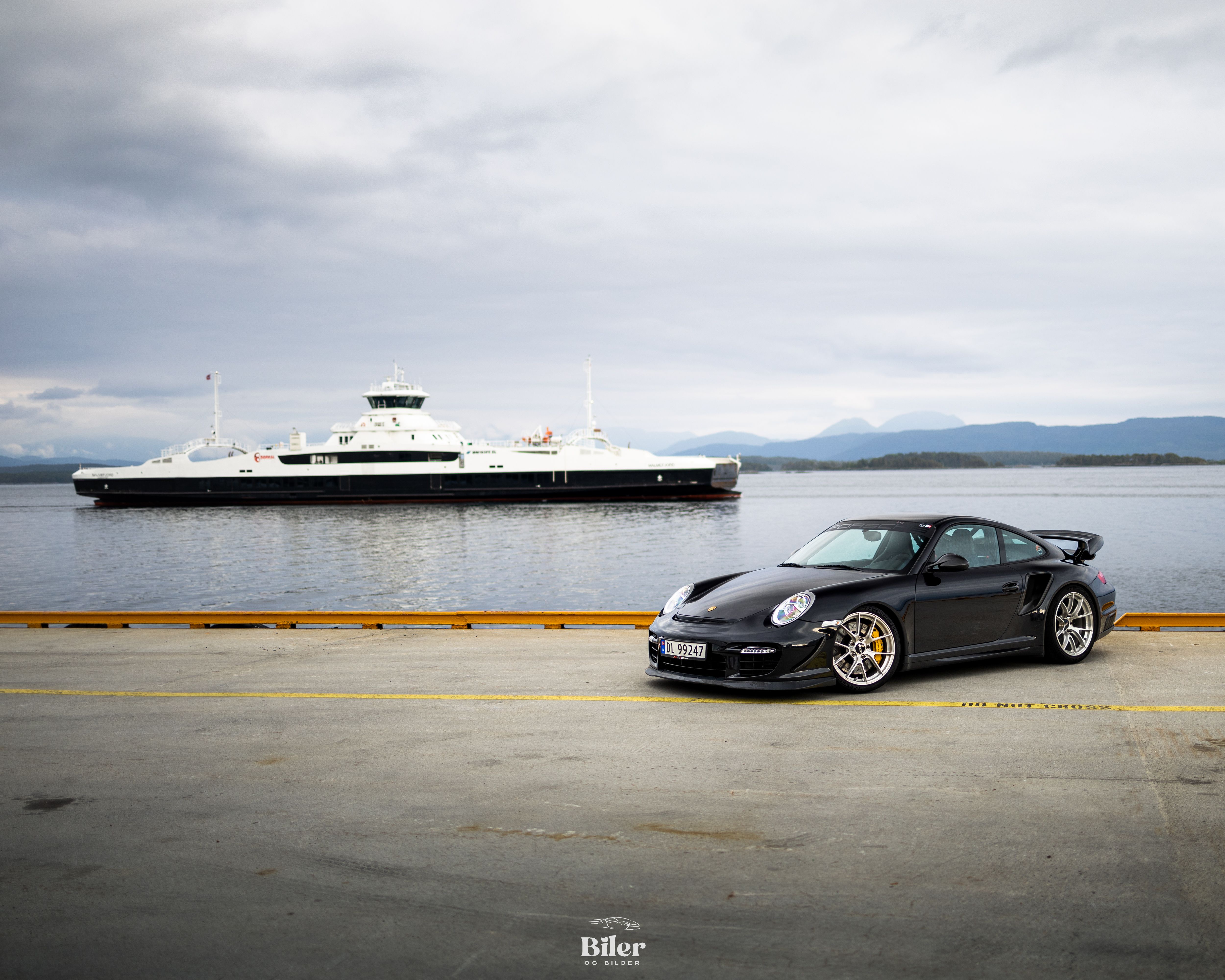 Porsche 911 997 GT2 with 19" VS-5RS Wheels in Brushed Clear