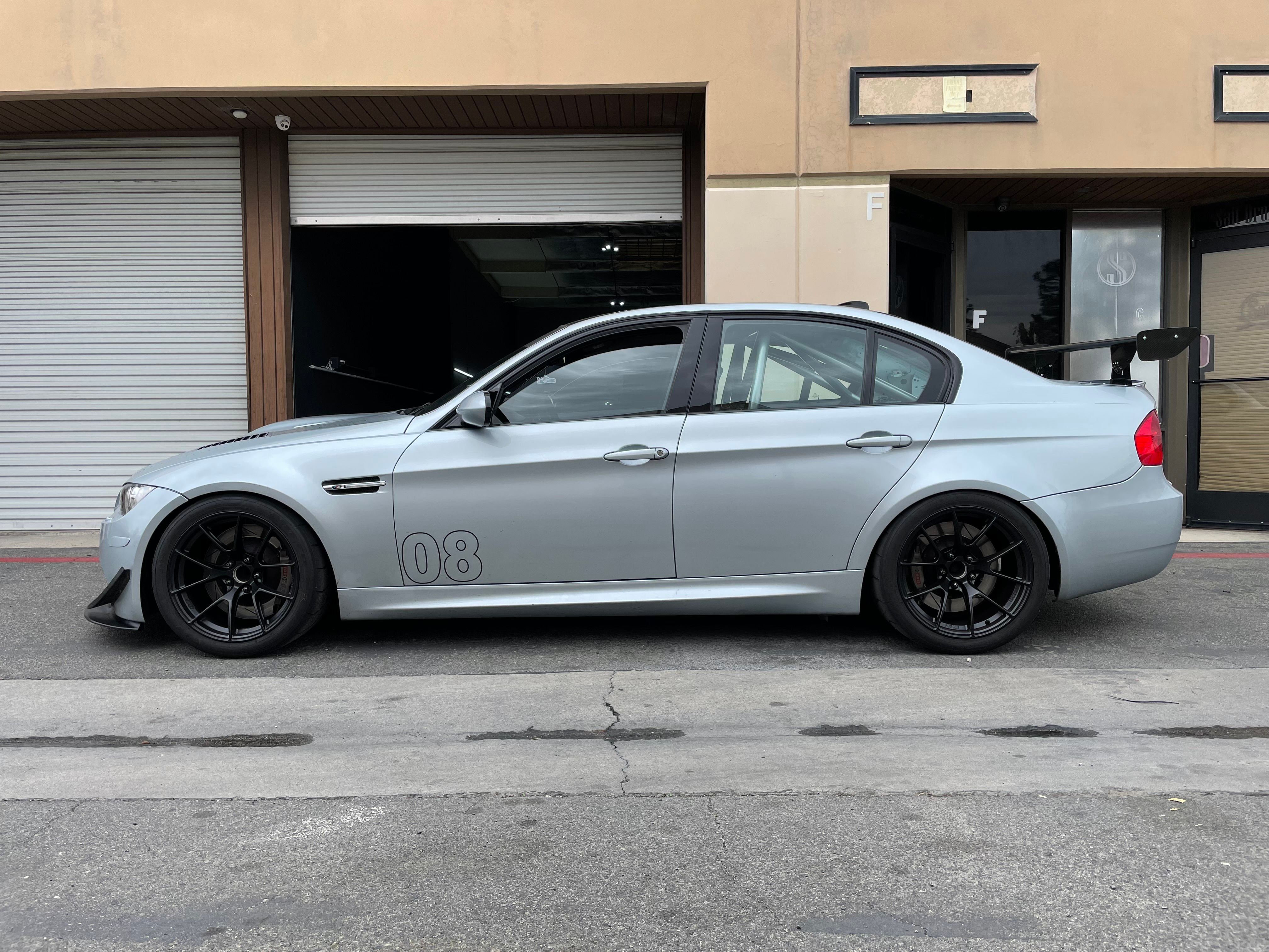 BMW E90 Sedan M3 with 18" VS-5RS Wheels in Satin Black