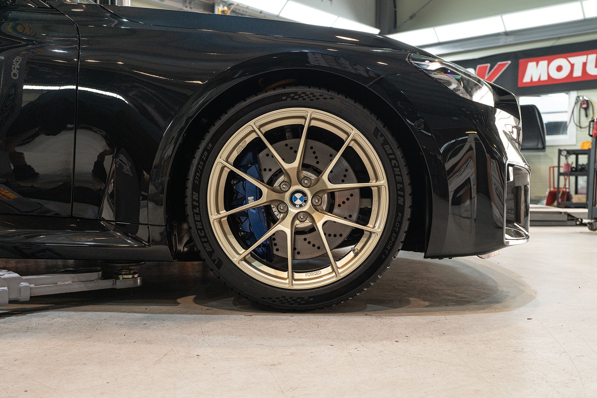 BMW G87 M2 with 19" VS-5RS Wheels in Motorsport Gold