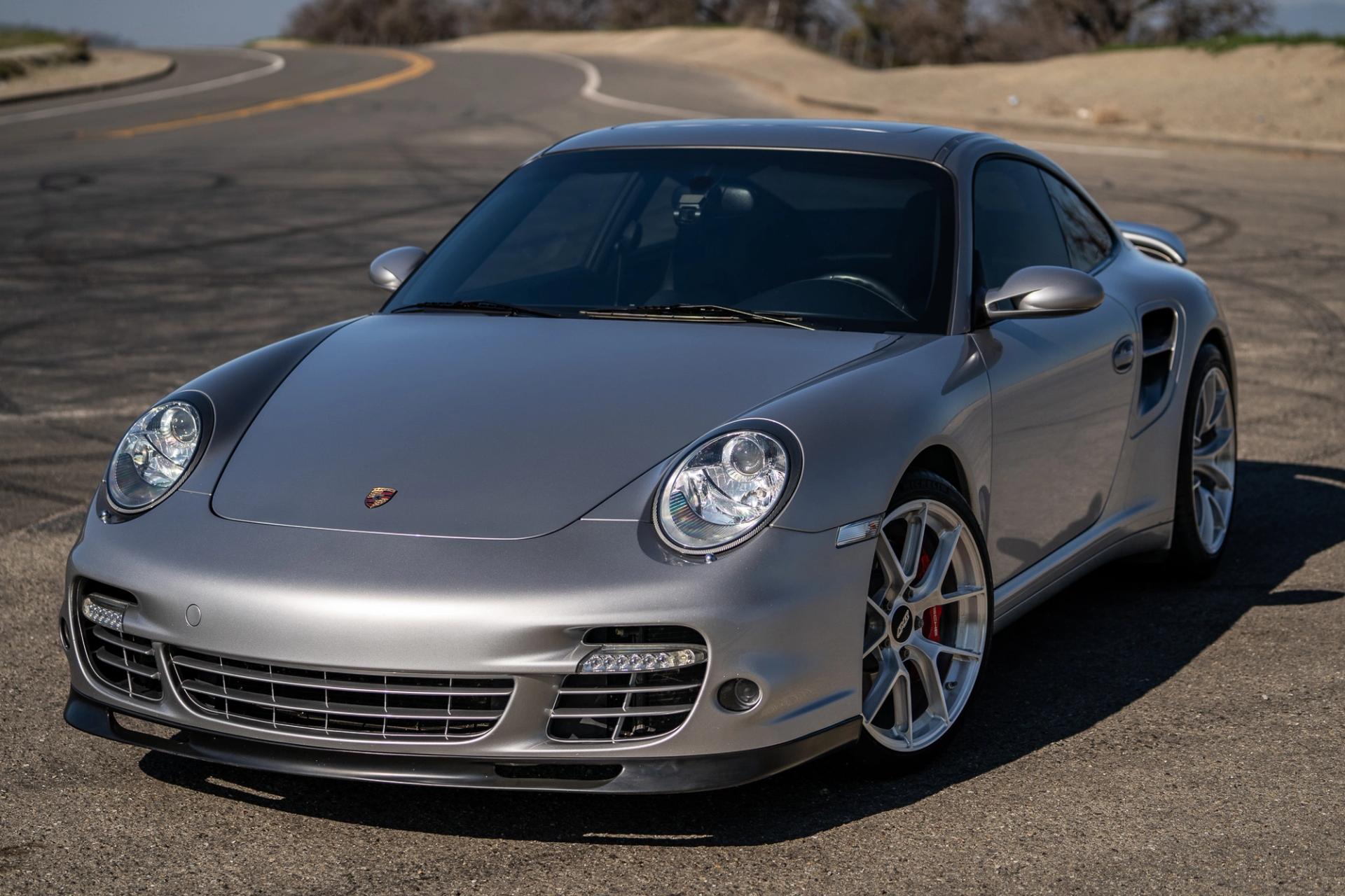 Porsche 911 997 Turbo with 19" VS-5RS Wheels in Brushed Clear