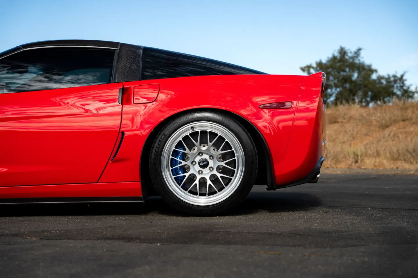 Chevrolet C6 Corvette ZR-1 with 18"/19" ML-10RT Wheels in Machined Lip ...