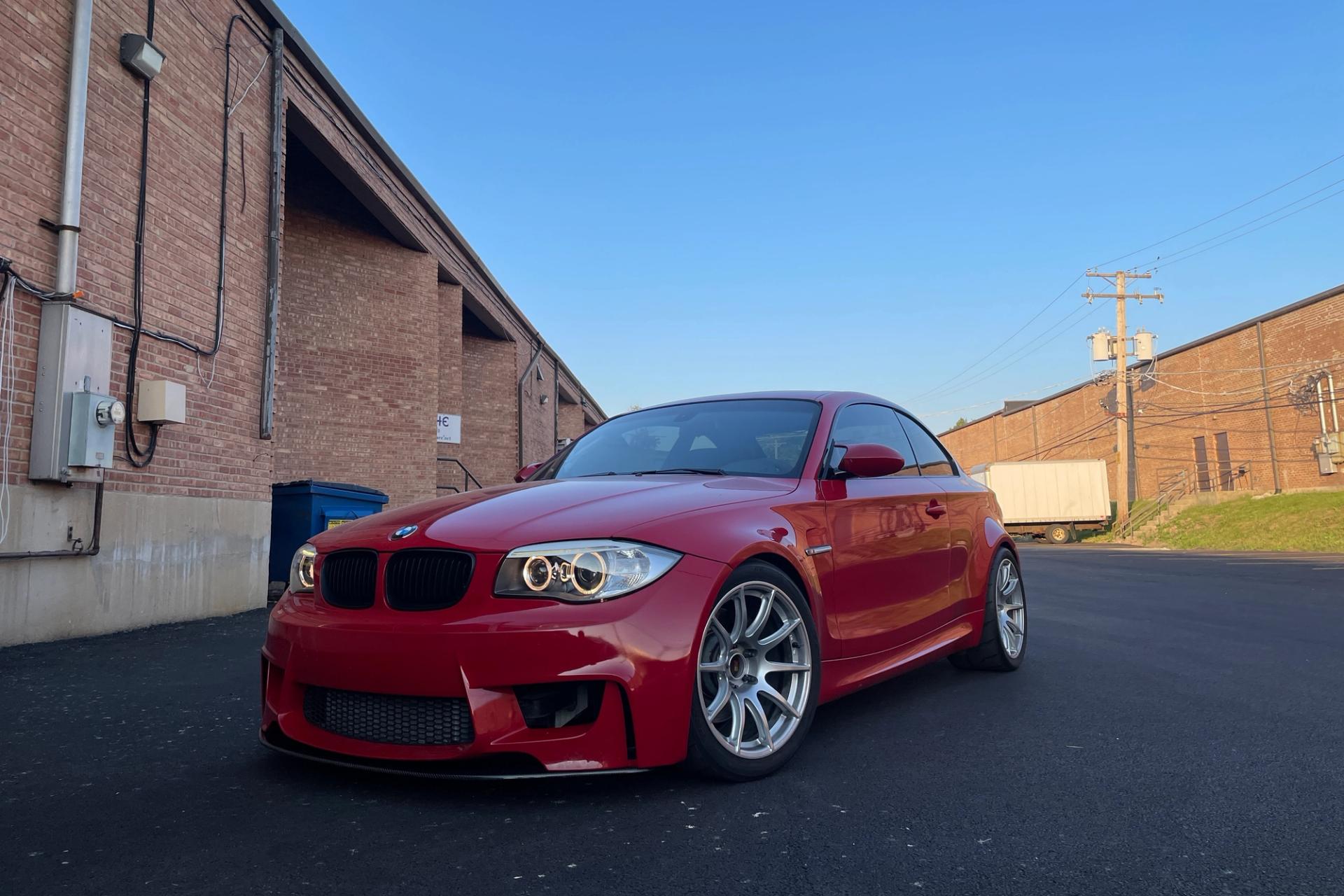 BMW E82 1M with 18" SM-10 Wheels in Race Silver