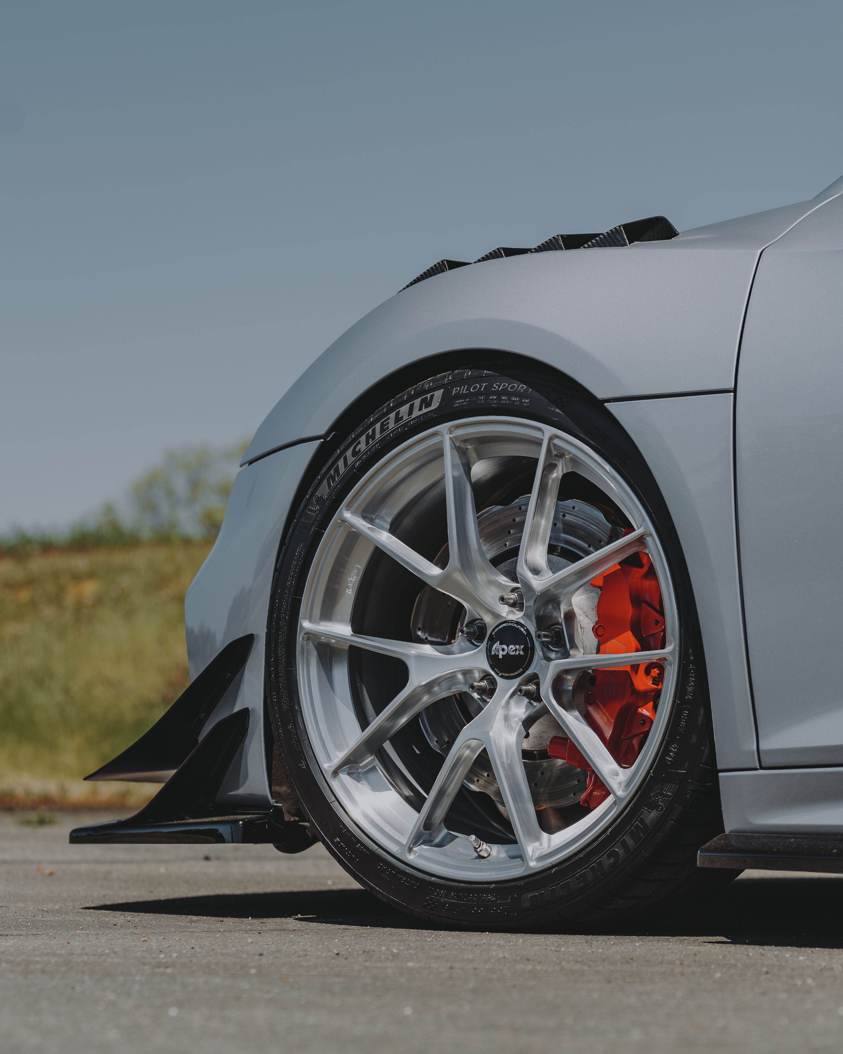 Audi Gen 2 R8 with 19"/20" VS-5RS Wheels in Brushed Clear