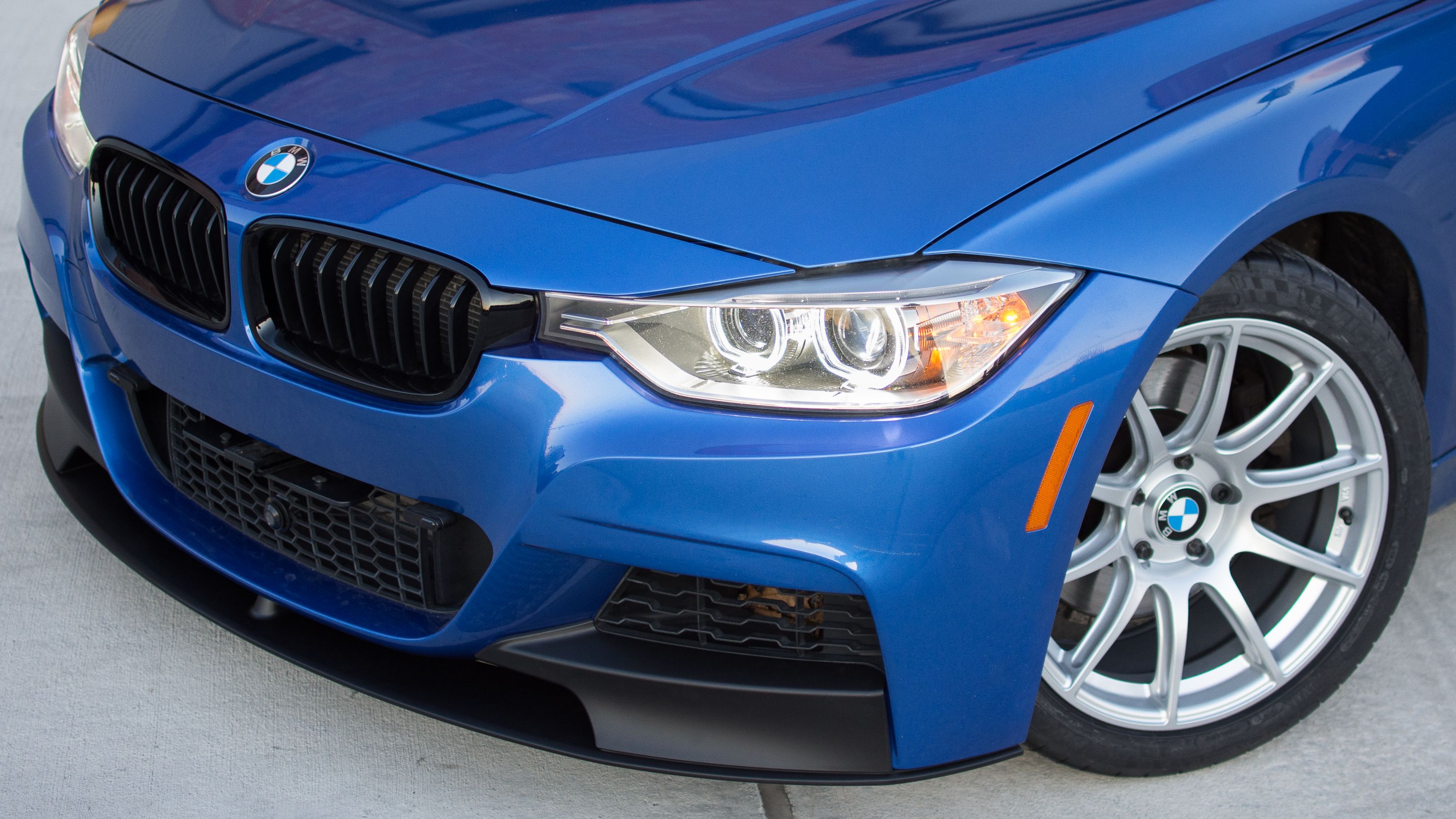 BMW F30 Sedan 3 Series with 18" SM-10 in Race Silver on BMW F30 F31 F34 ...