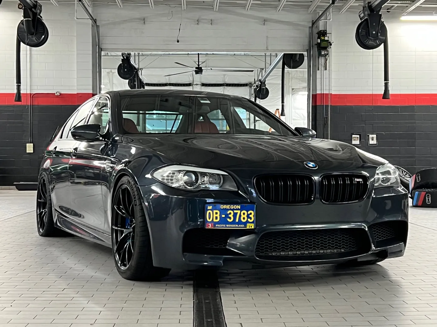 BMW F10 M5 with 20" VS-5RS Wheels in Satin Black