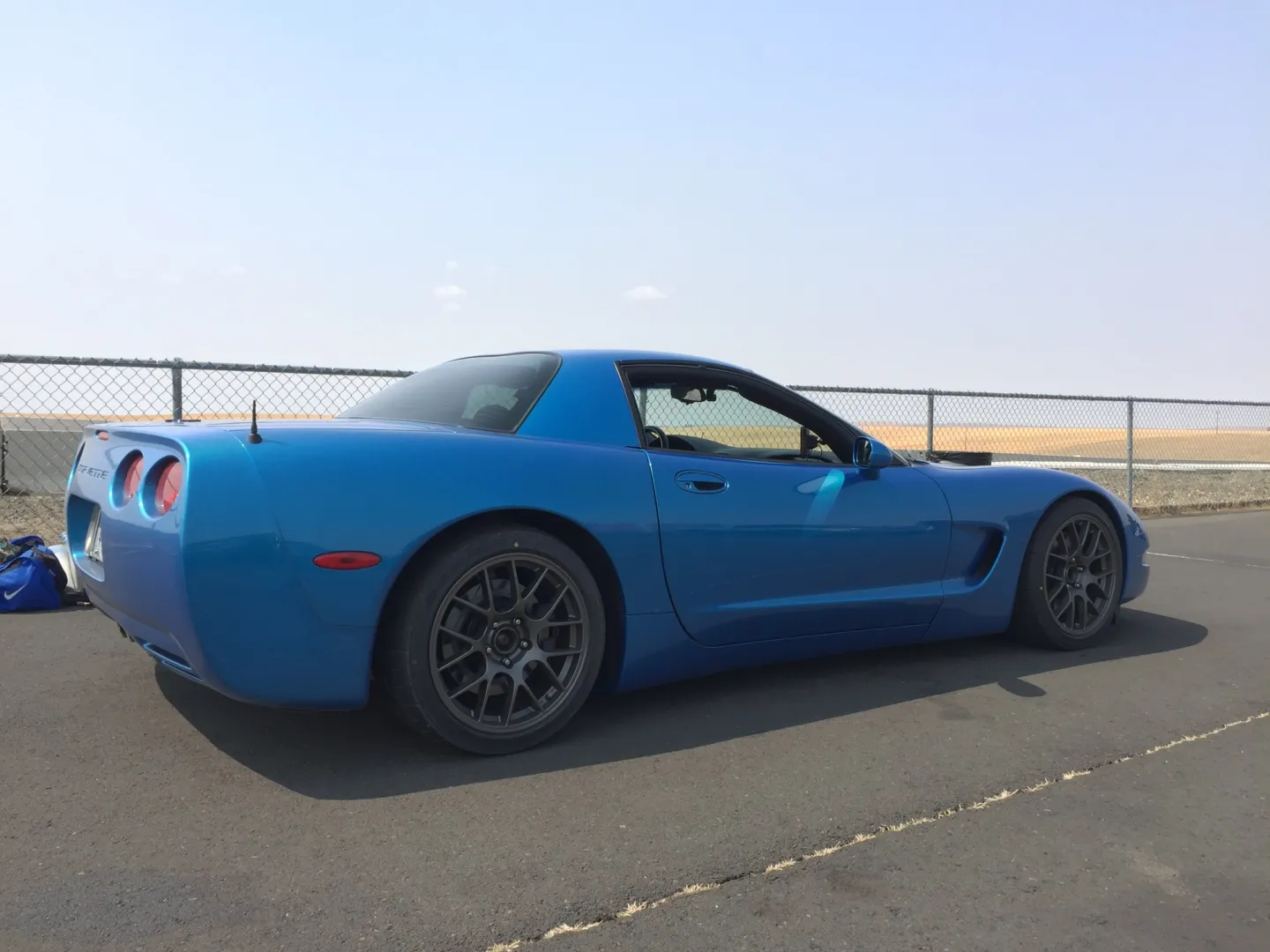 Chevrolet C5 Corvette Base/Z51 with 18" EC-7 Wheels in Anthracite