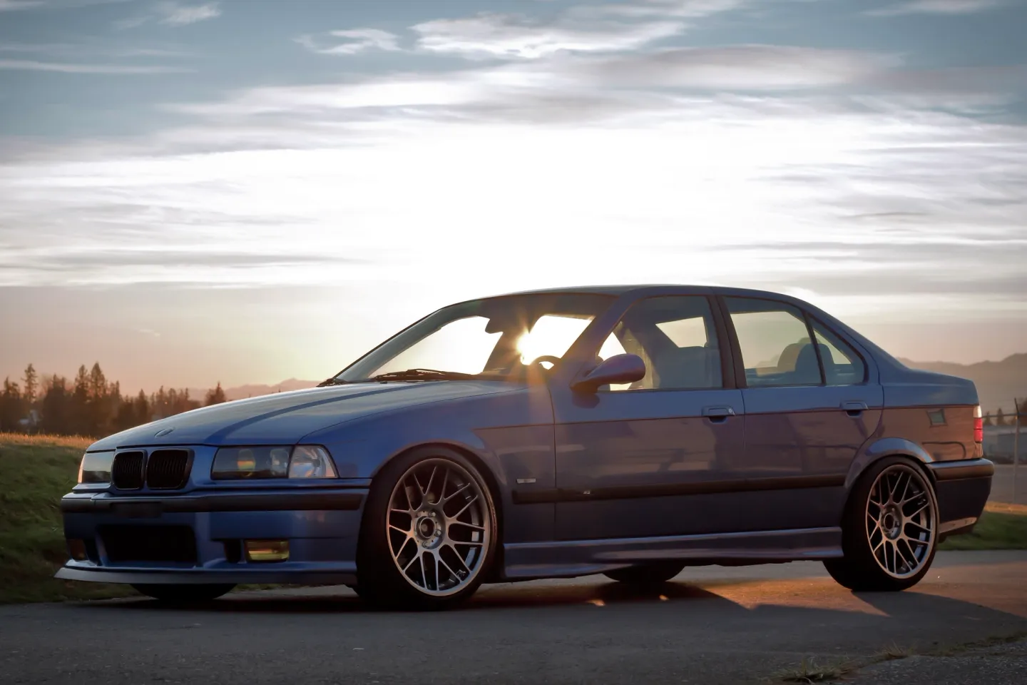 BMW E36 M3 with 18" ARC-8 Wheels in Hyper Black