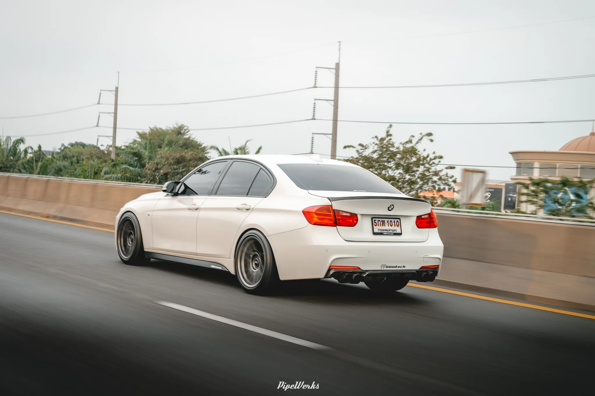 BMW F30 Sedan 3 Series with 18" ARC-8 Wheels in Anthracite