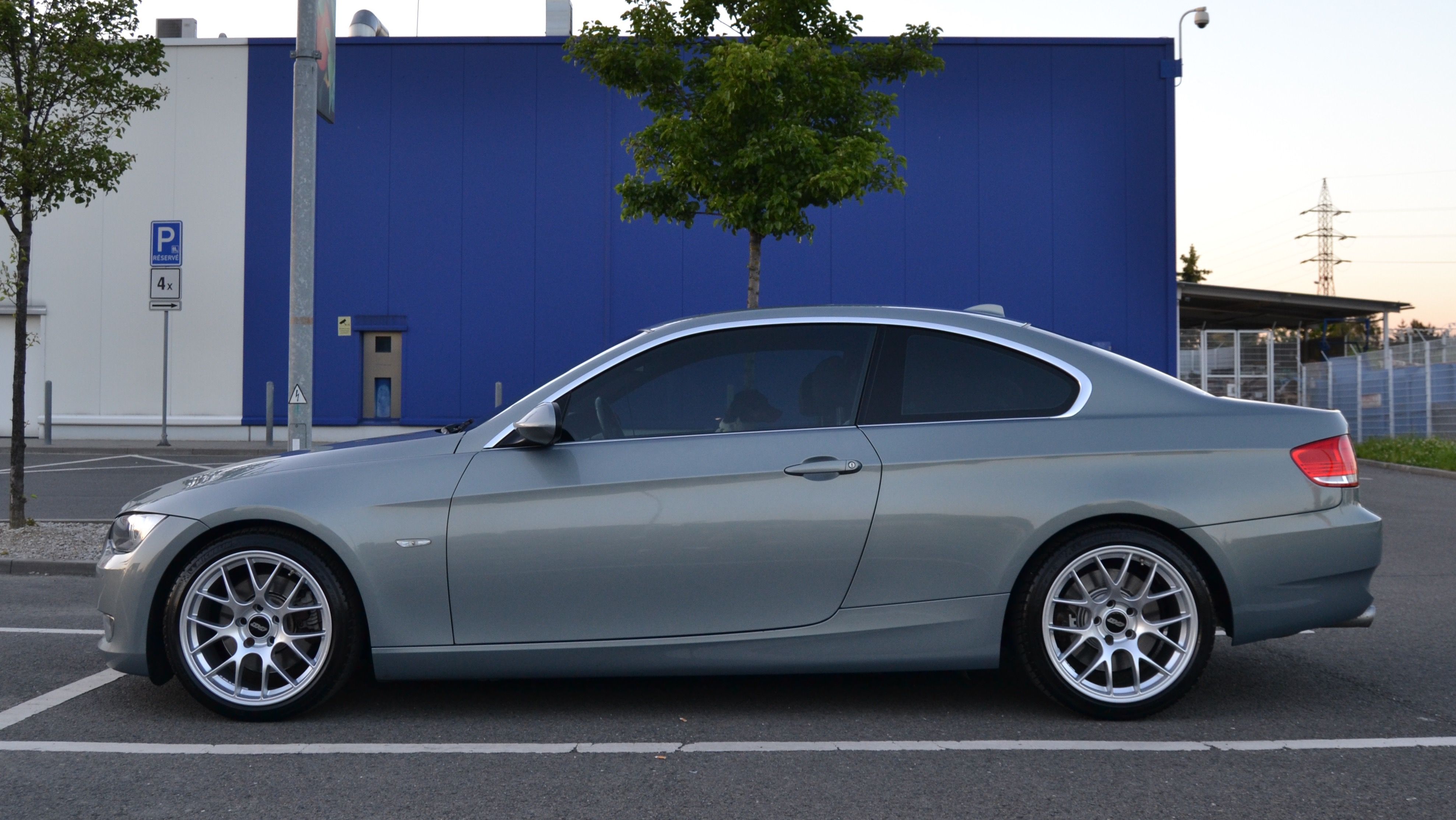 BMW E92 Coupe 3 Series with 18" EC-7 Wheels in Race Silver