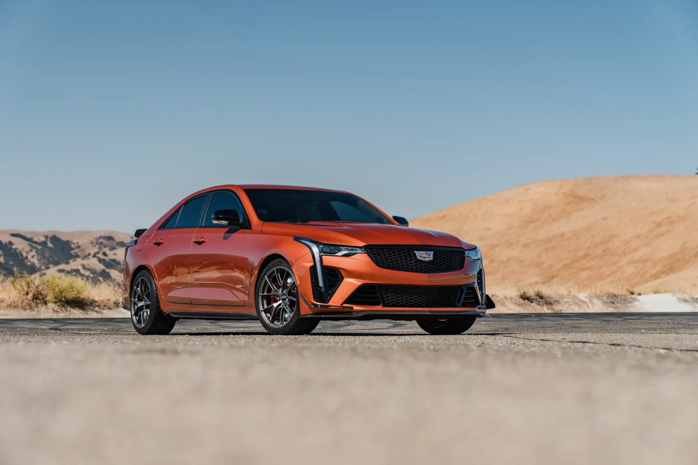 Cadillac CT4-V Blackwing with 18" VS-5RS Wheels in Anthracite