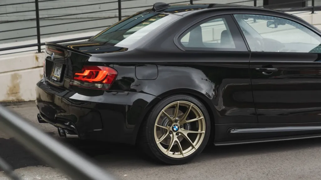 BMW E82 Coupe 1 Series with 18" VS-5RS Wheels in Motorsport Gold