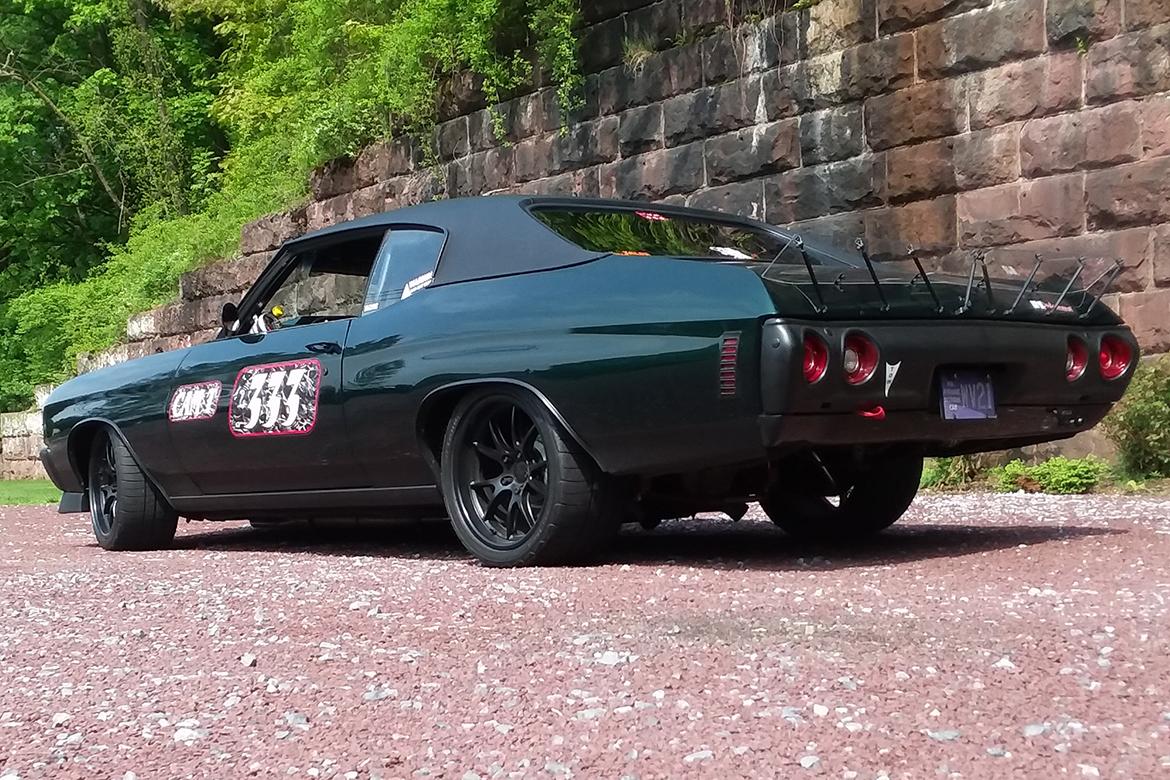 Brian's 1971 Chevrolet Chevelle Malibu with APEX FL-5 Wheels