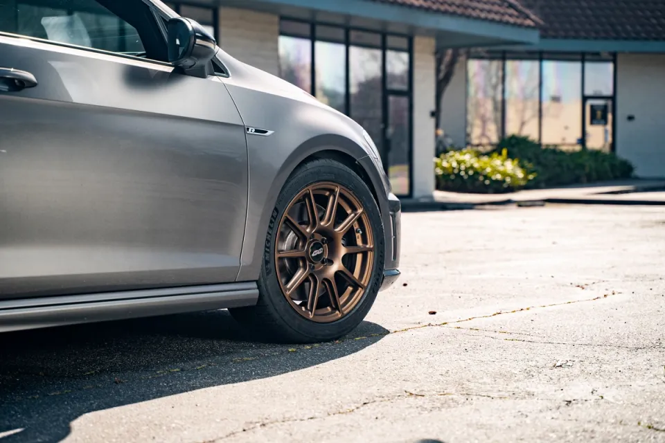 VW MK7 Golf R with 17" SM-10 Wheels in Satin Bronze