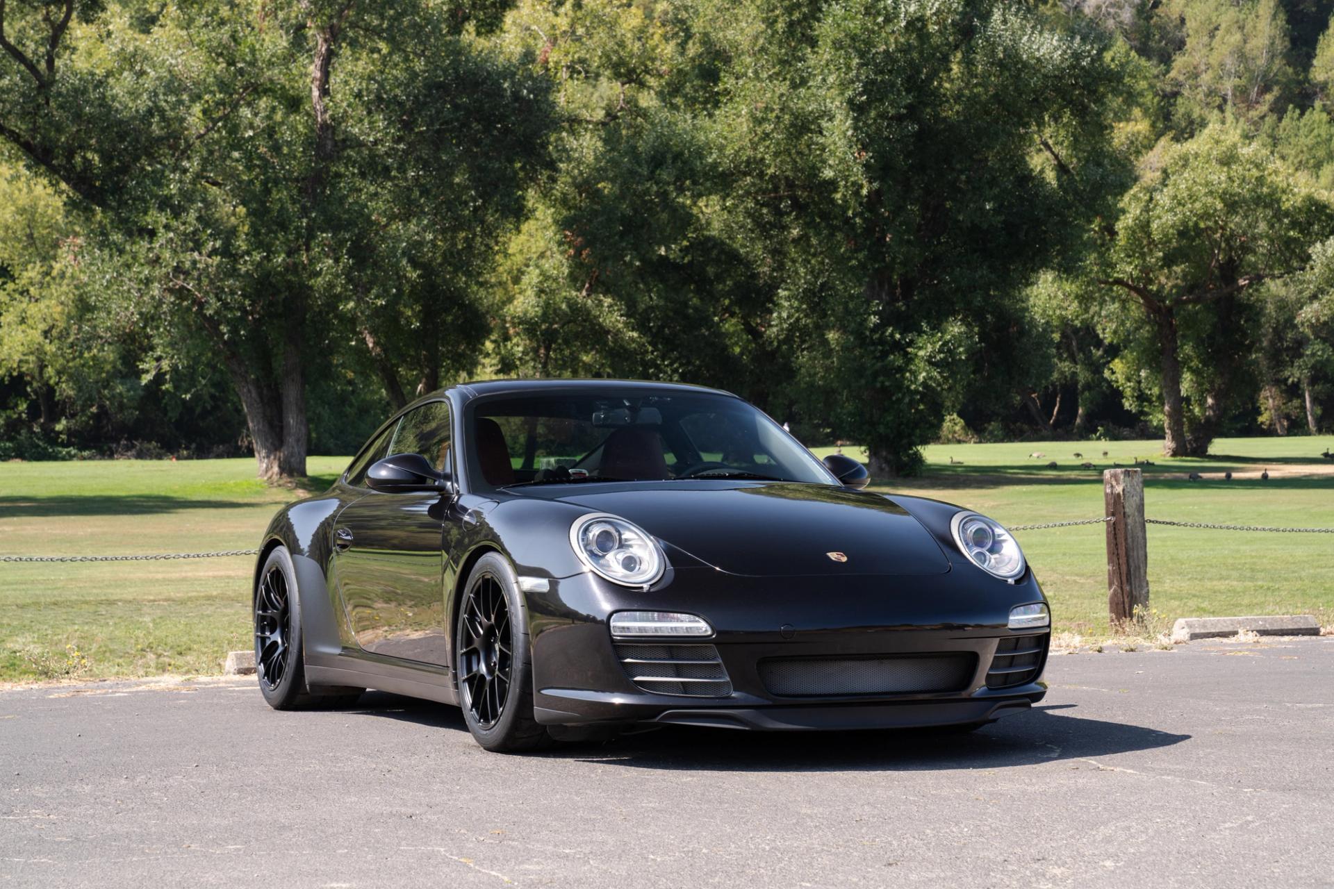 Porsche 911 997 Carrera 4S with 18" EC-7RS Wheels in Satin Black