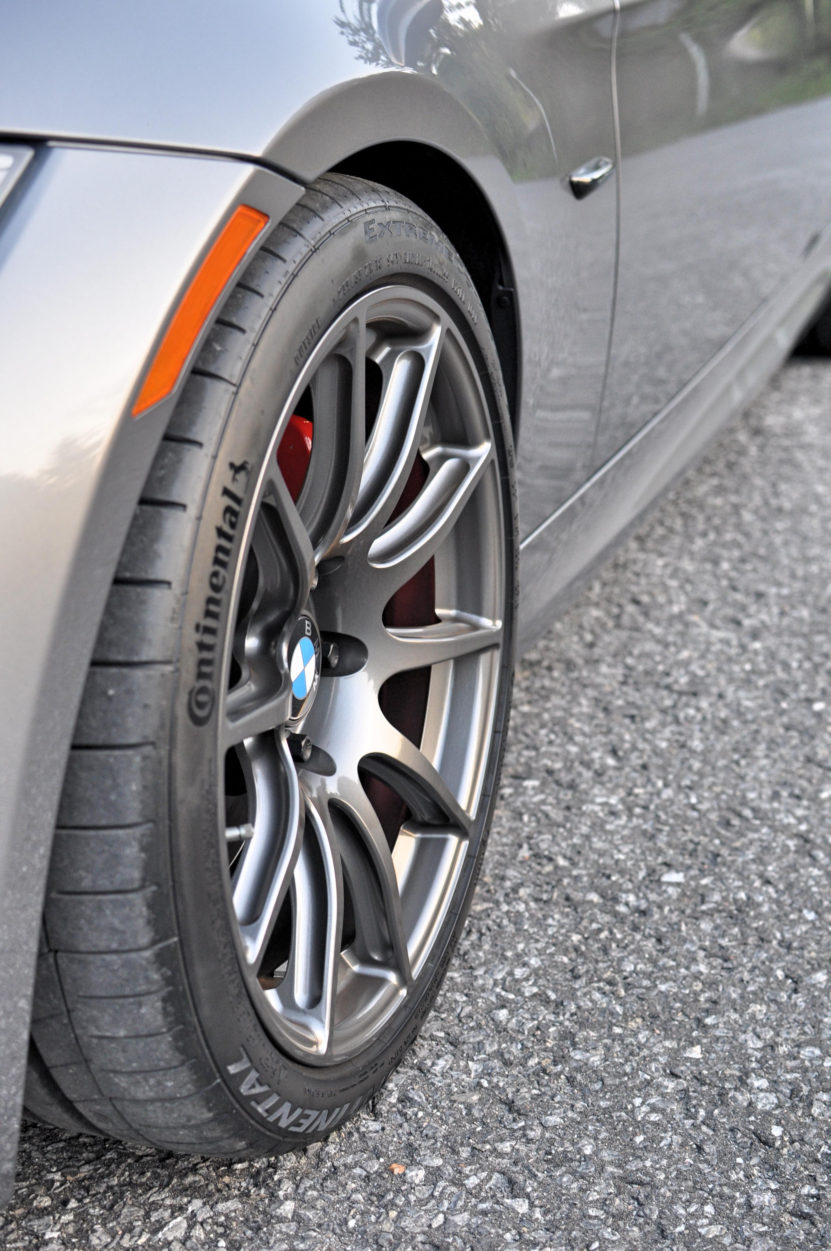 BMW E90 LCI Sedan 3 Series with 18" SM-10 Wheels in Anthracite