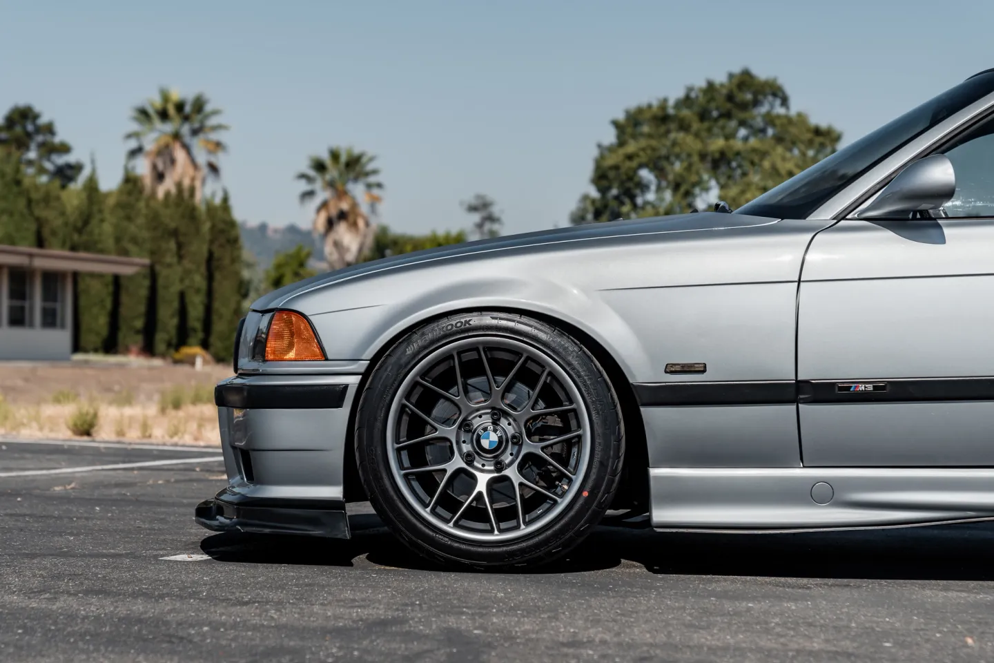 BMW E36 M3 with 17" ARC-8 Wheels in Anthracite