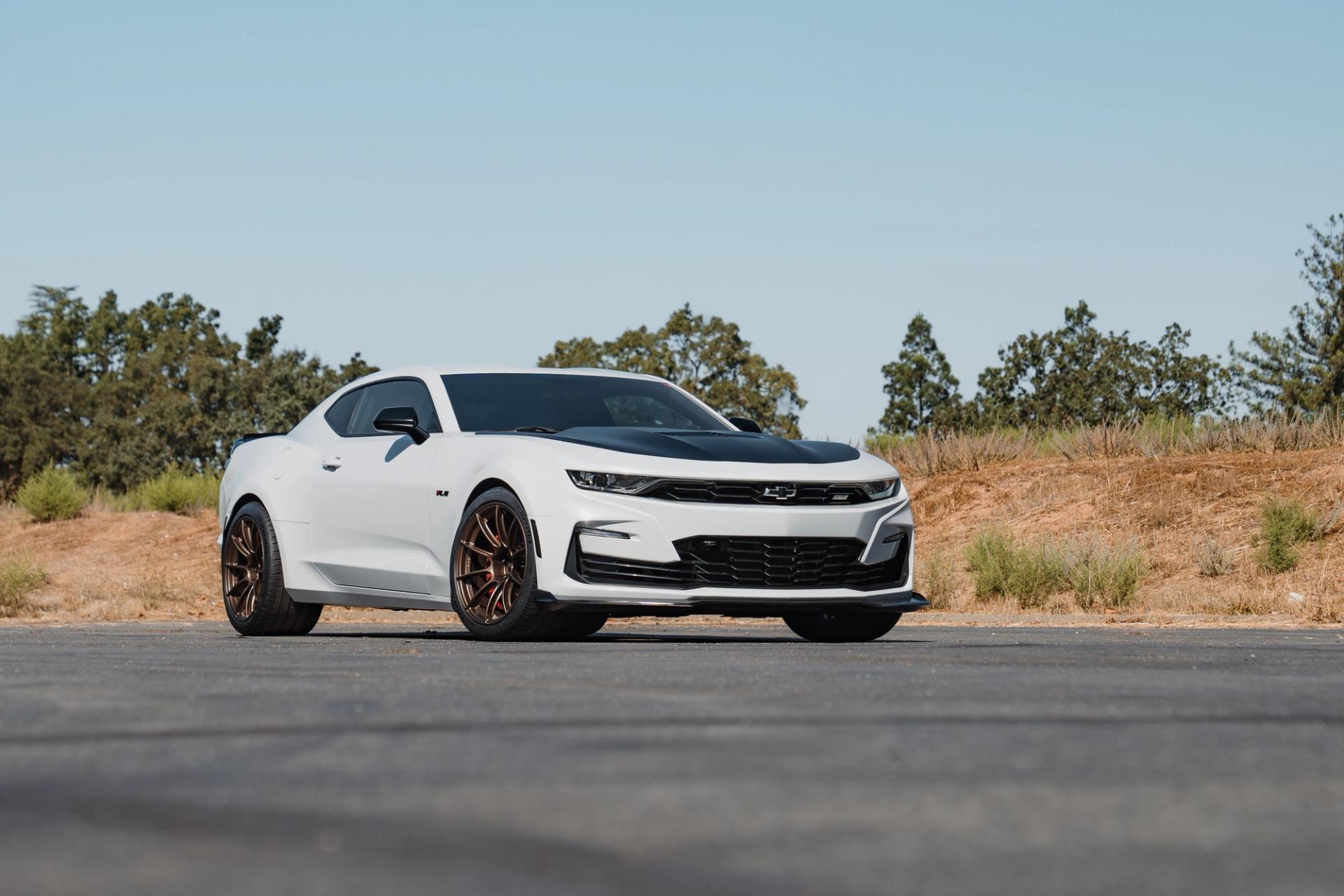 Chevrolet 6th Gen Camaro SS 1LE with 19" SM-10RS Wheels in Satin Bronze