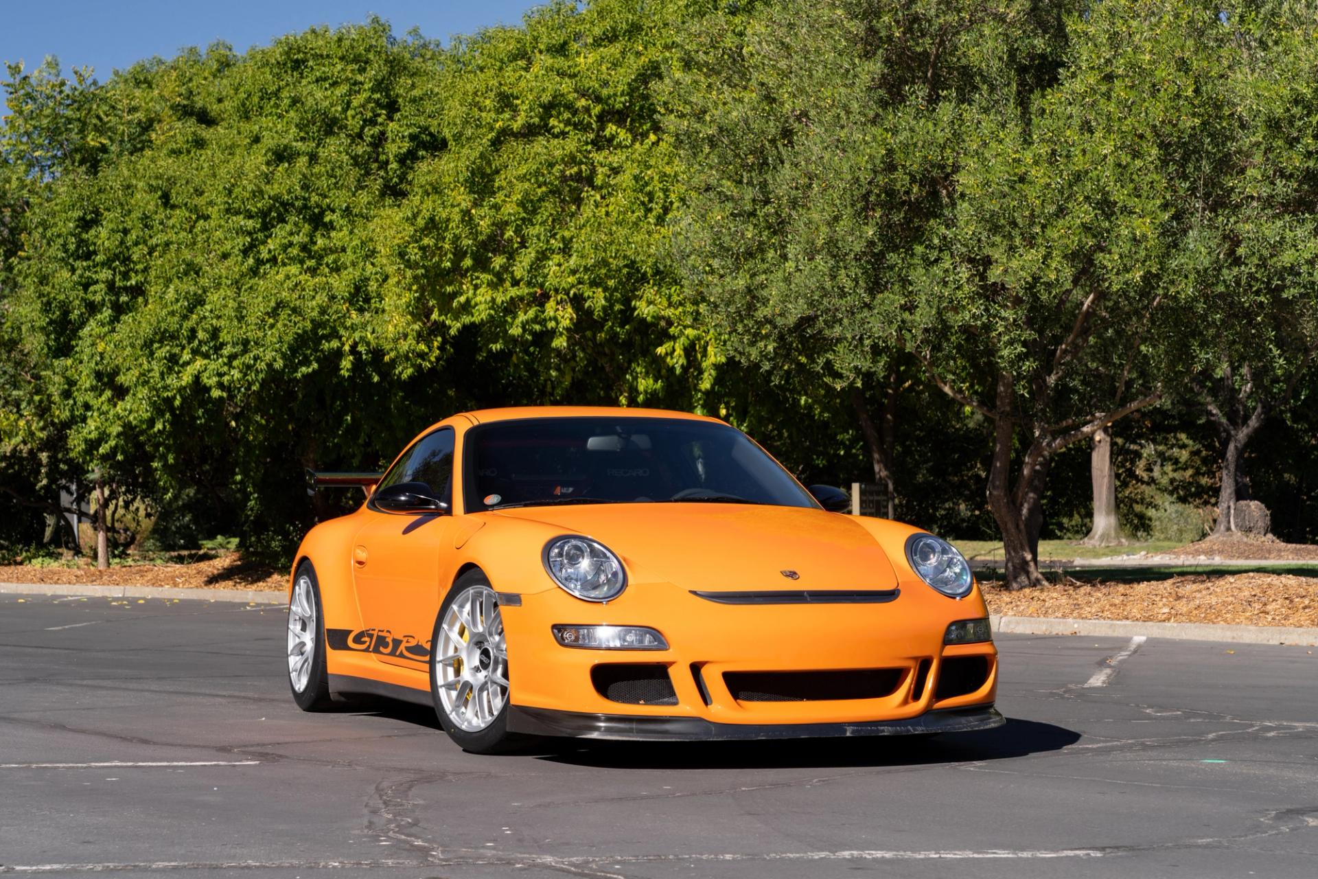 Porsche 911 997 GT3 RS with 18" EC-7RS Wheels in Race Silver