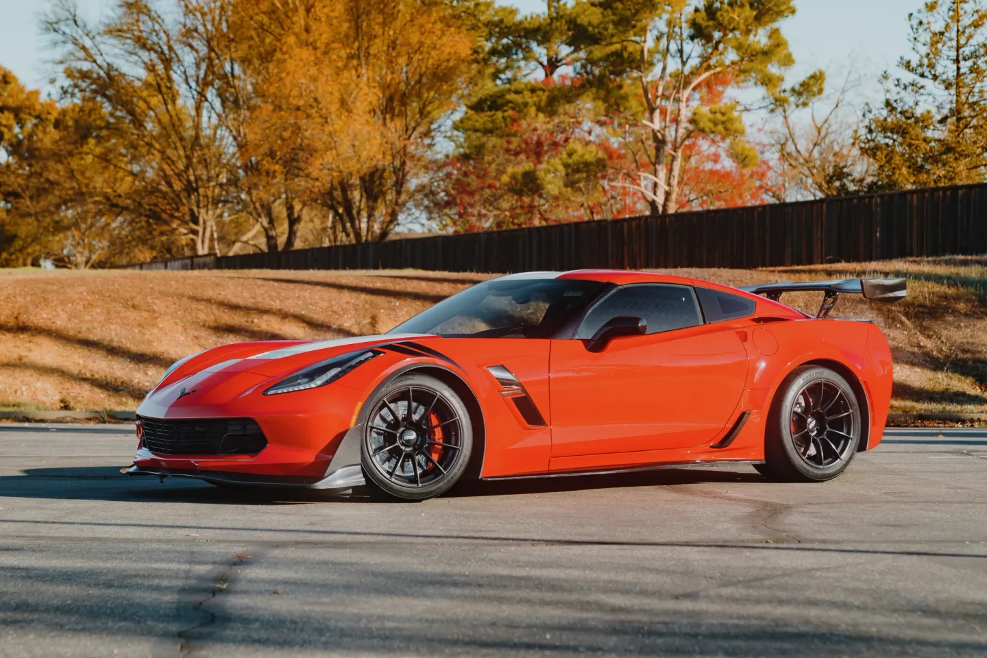 Chevrolet C7 Corvette Grand Sport with 18" SM-10RS Wheels in Satin Black