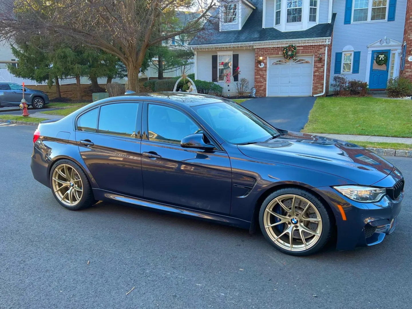 BMW F80 M3 with 19" VS-5RS Wheels in Motorsport Gold
