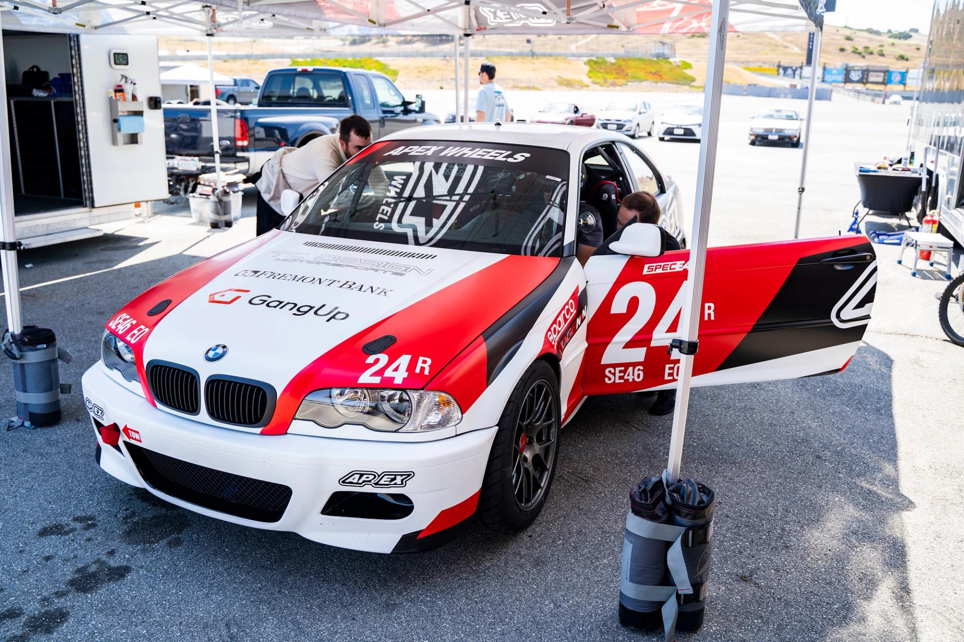 BMW Spec E46 with 17" EC-7R Wheels in Anthracite