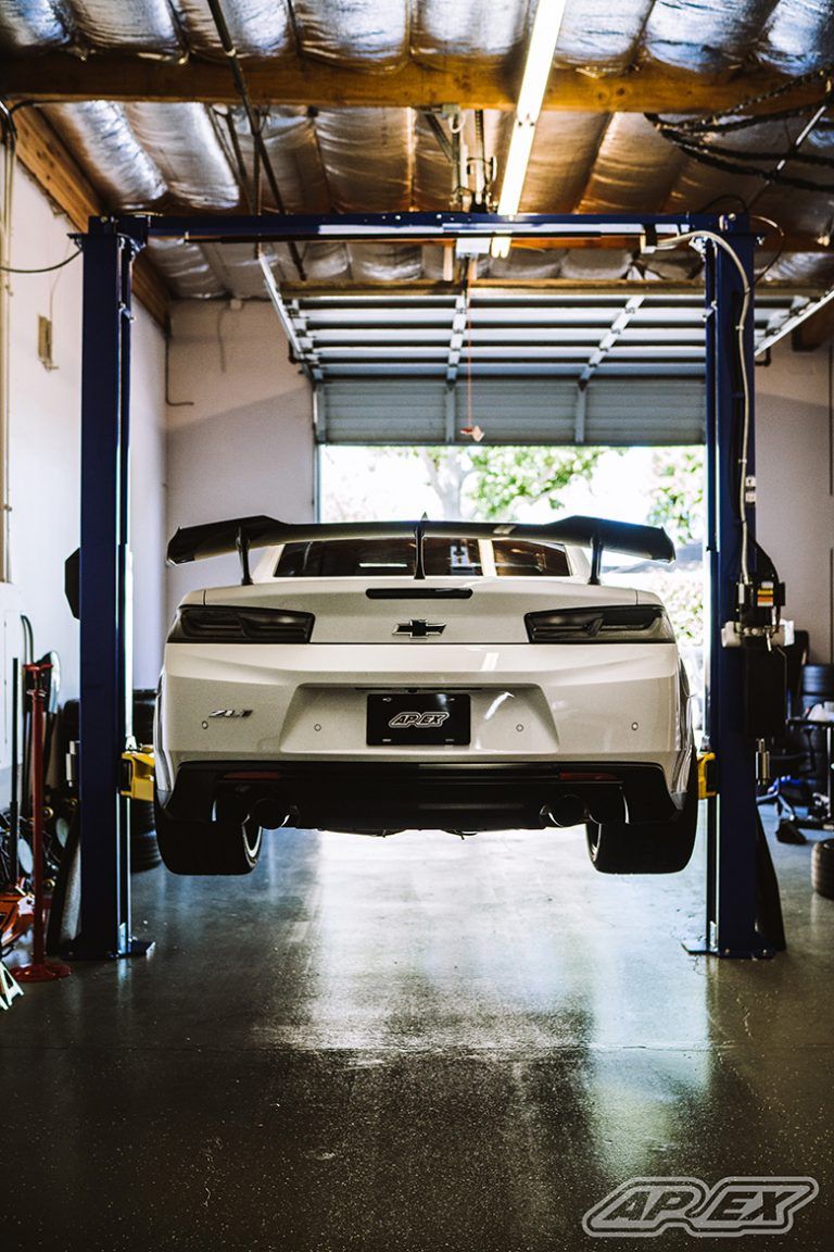 Chevrolet 6th Gen Camaro ZL1 1LE with 19" ARC-8 Wheels in Anthracite