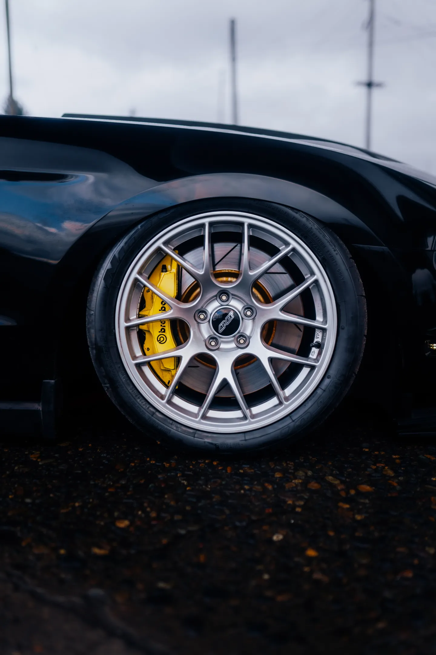 Ford S197 Mustang GT with 18" EC-7 Wheels in Race Silver