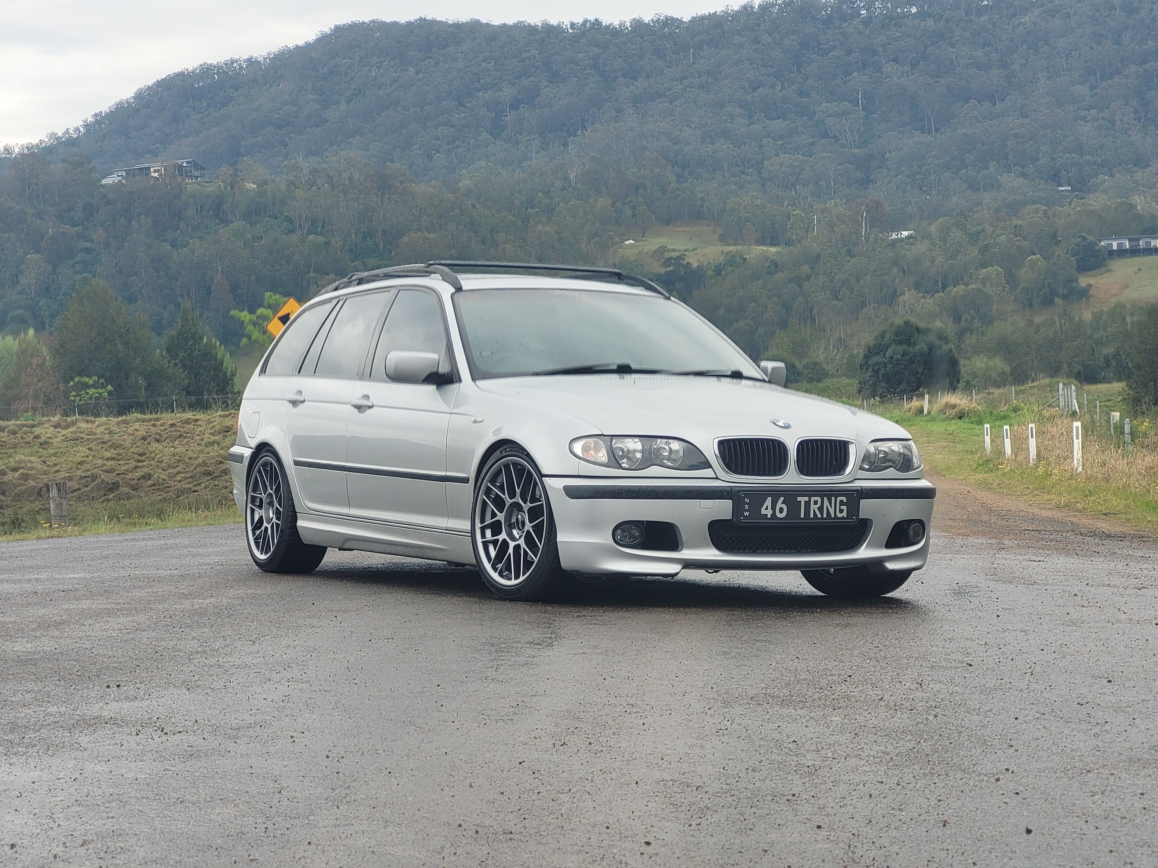 BMW E46 3 Series with 18" ARC-8 in Hyper Black on BMW E46 - Apex Album