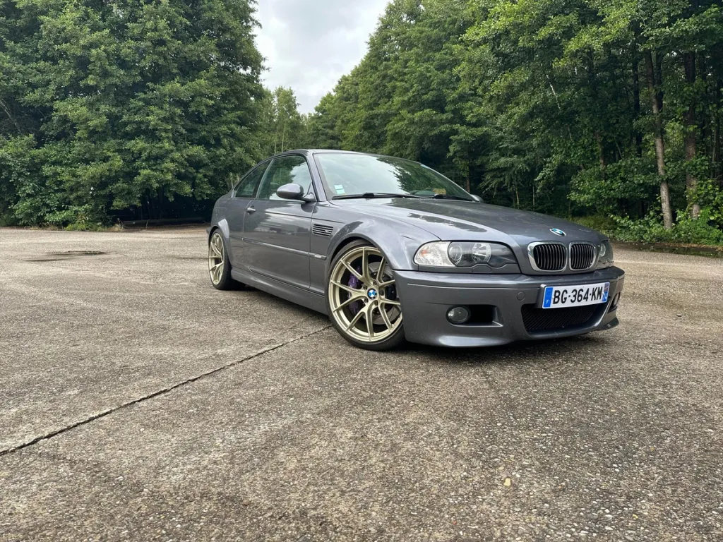 BMW E46 M3 with 19" VS-5RS Wheels in Motorsport Gold