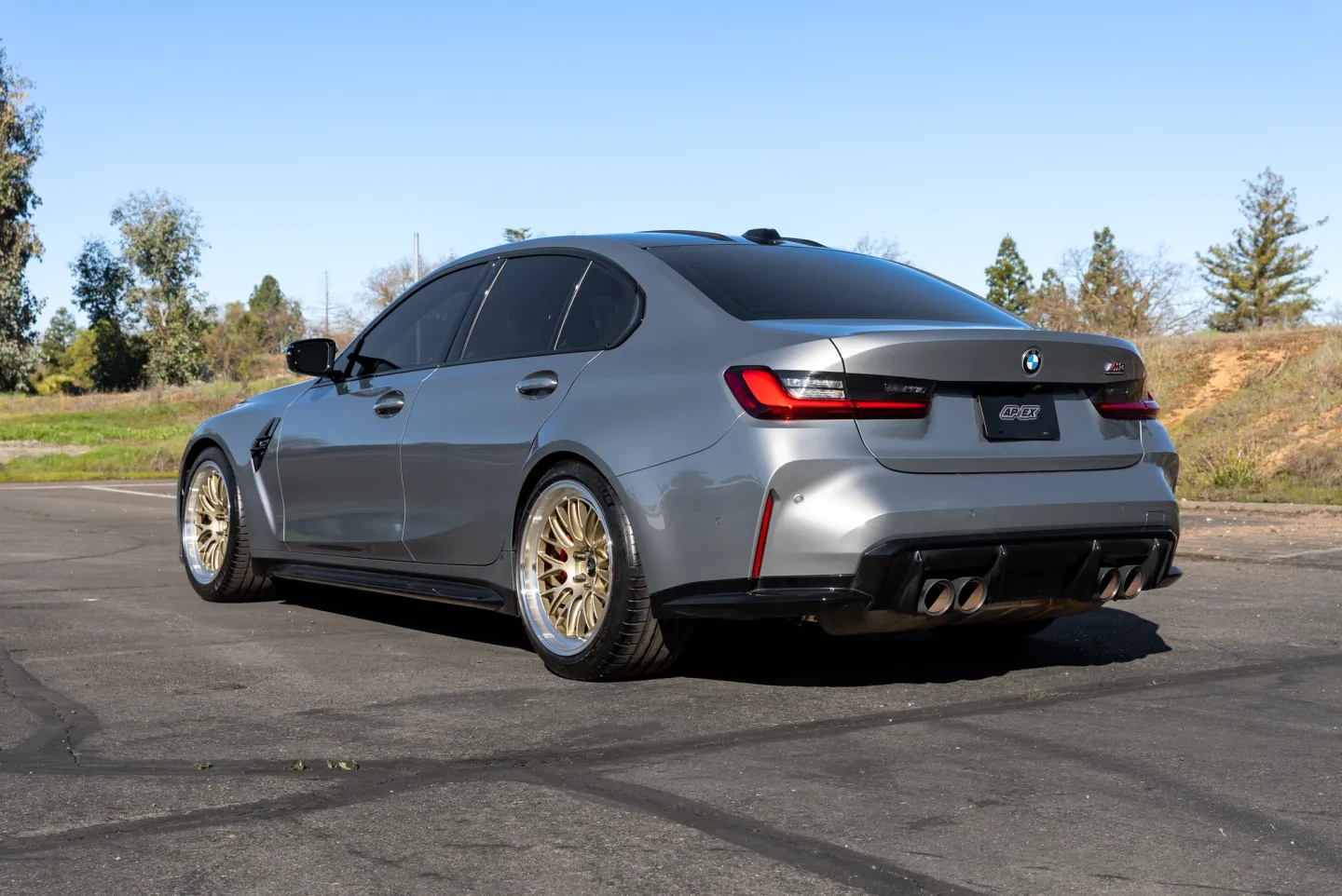 BMW G80 M3 with 19" ML-10RT Wheels in Machined Lip Gloss Motorsport Gold