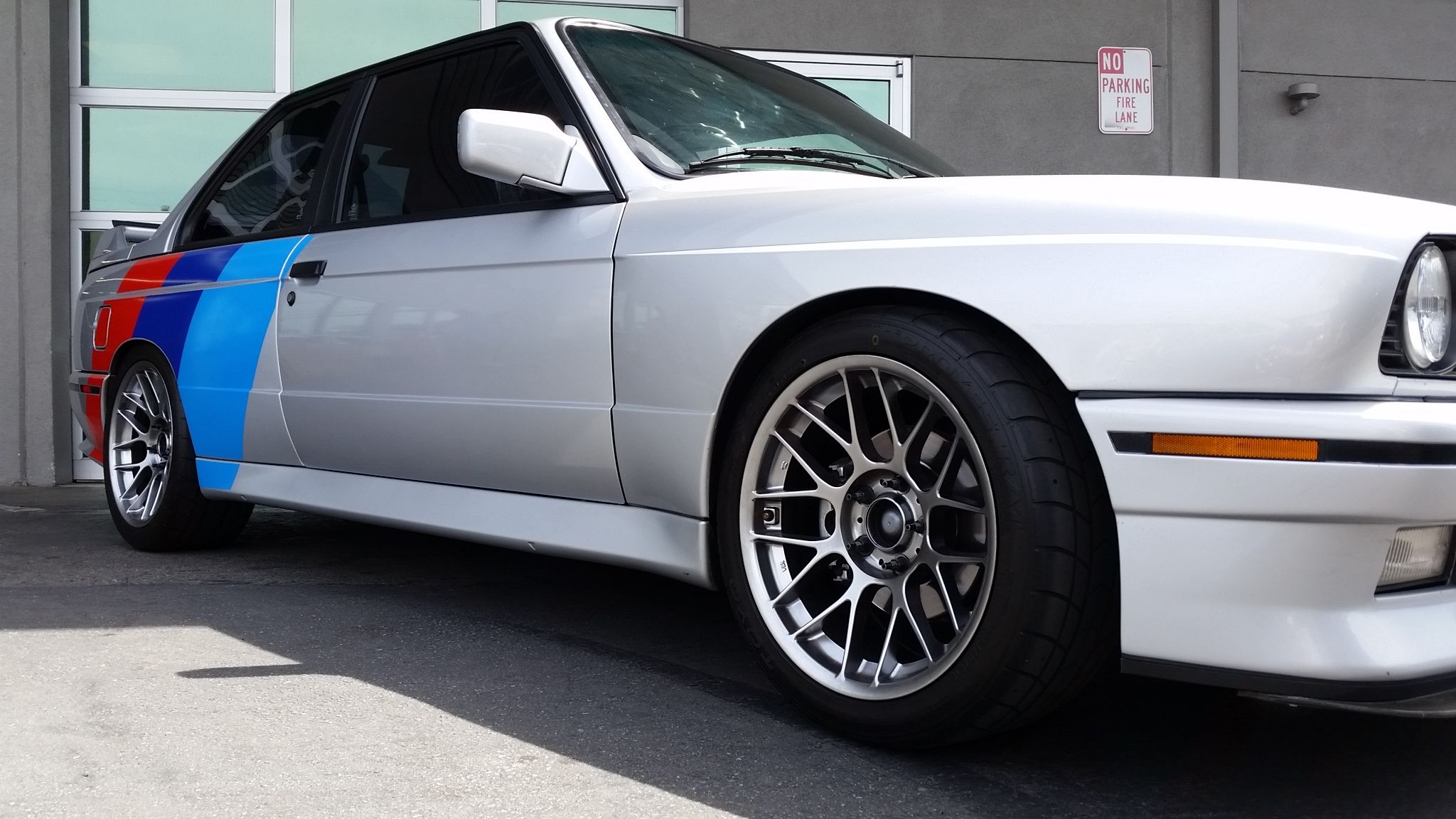 BMW E30 M3 with 17" ARC-8 in Hyper Black on BMW E30 - Apex Album