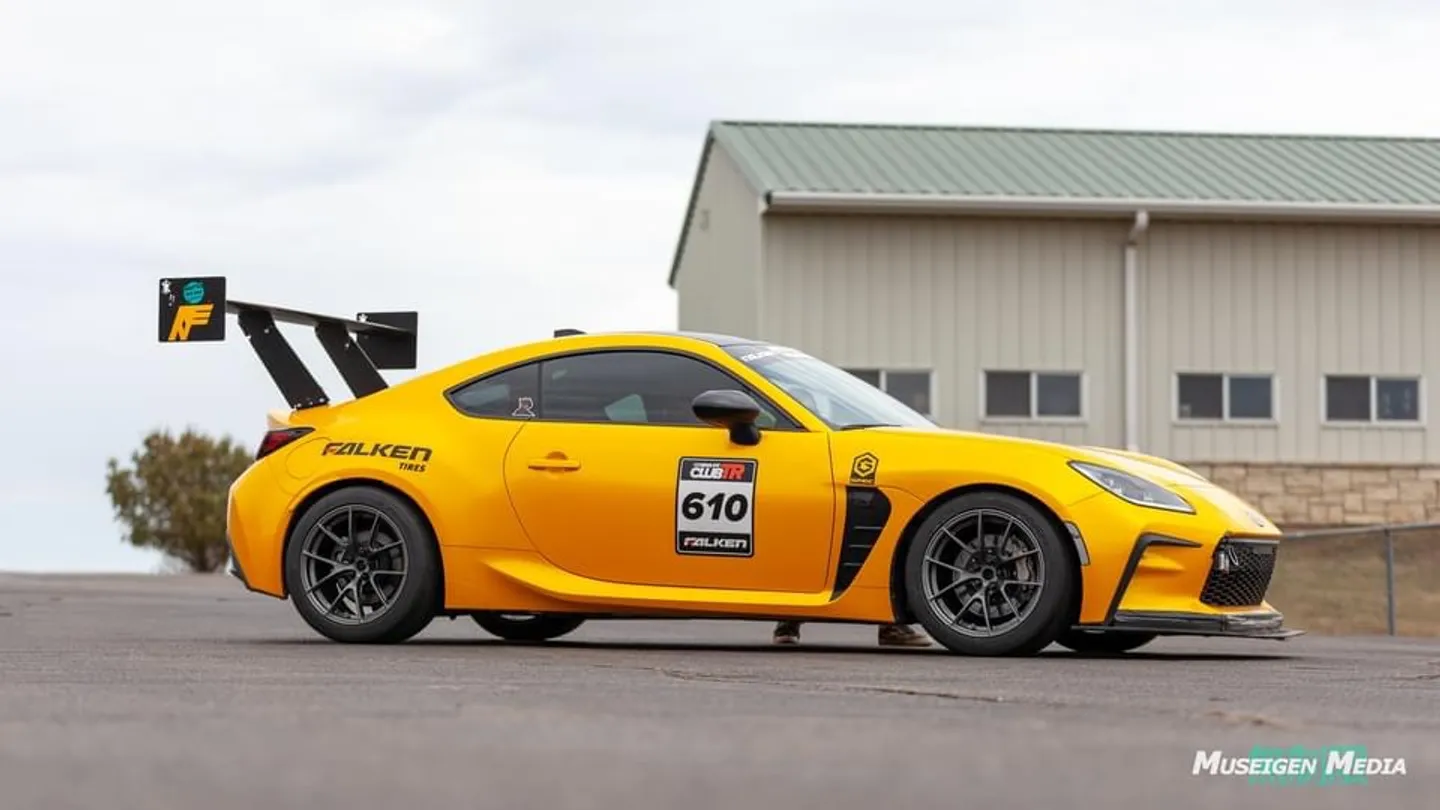 Toyota GR86 with 17" VS-5RS Wheels in Anthracite