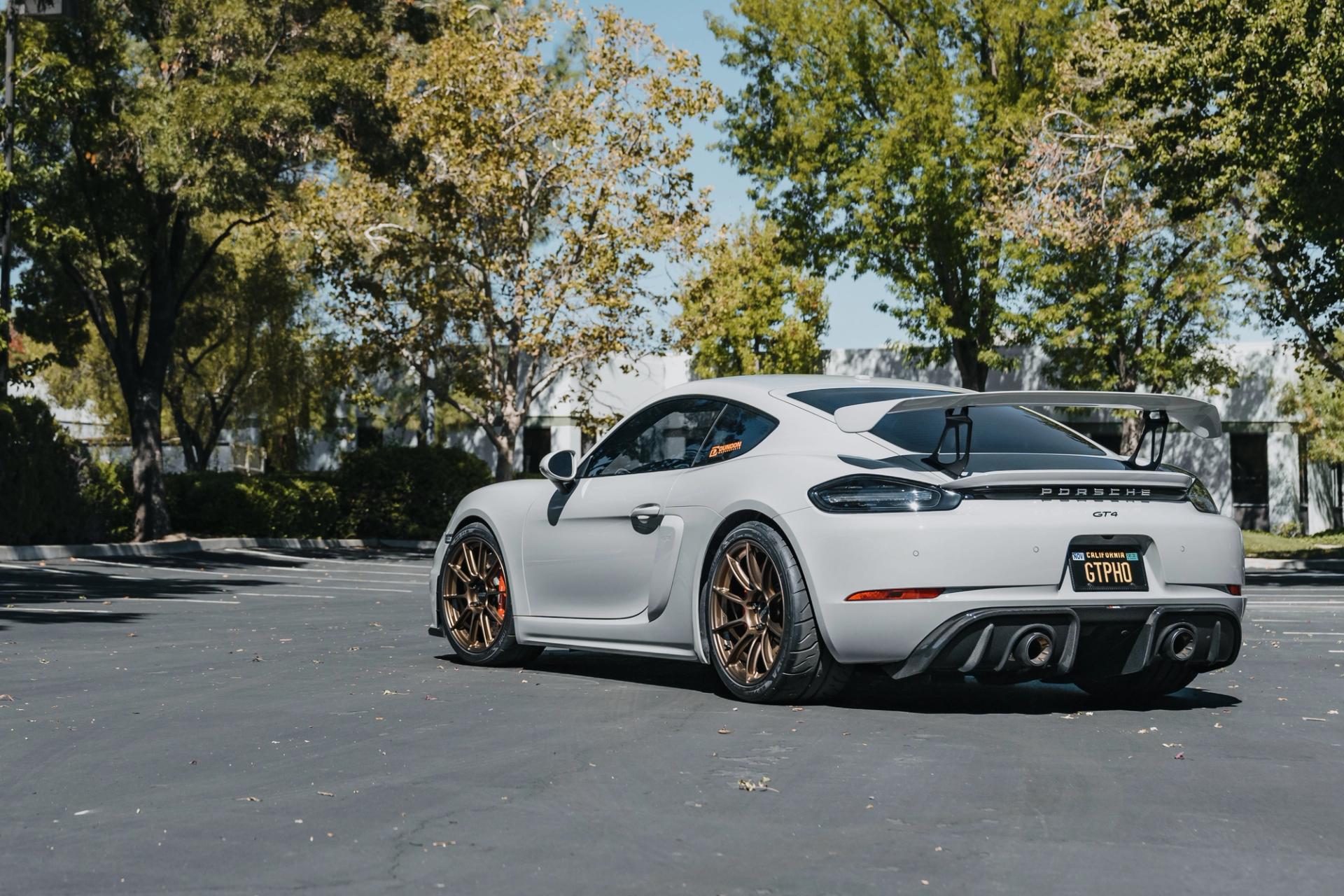 Porsche 718 Cayman GT4 with 19" SM-10RS Wheels in Satin Bronze