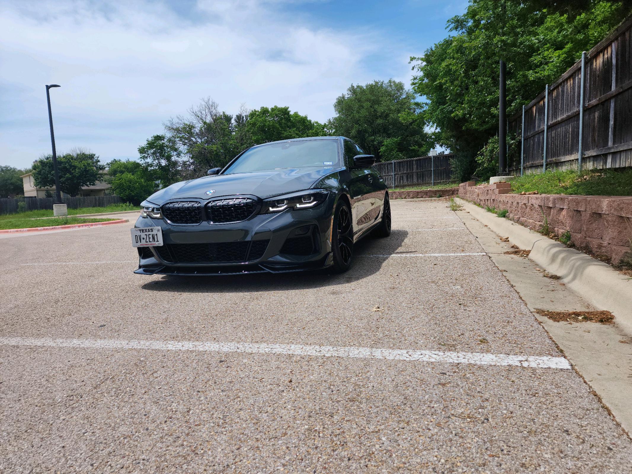 BMW G20 Sedan 3 Series with 19" VS-5RS Wheels in Satin Black