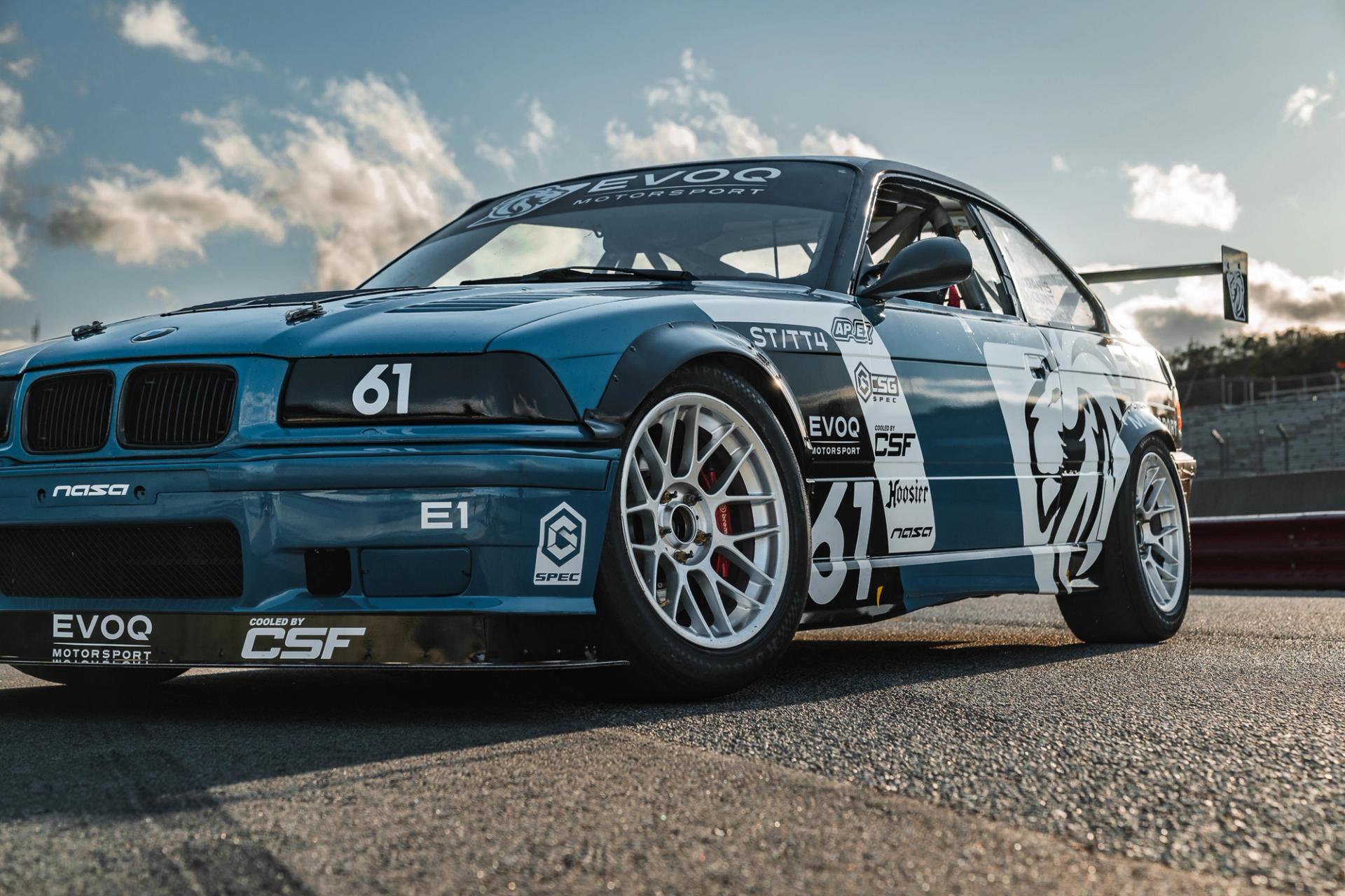 BMW E36 3 Series with 17" ARC-8 Wheels in Hyper Silver