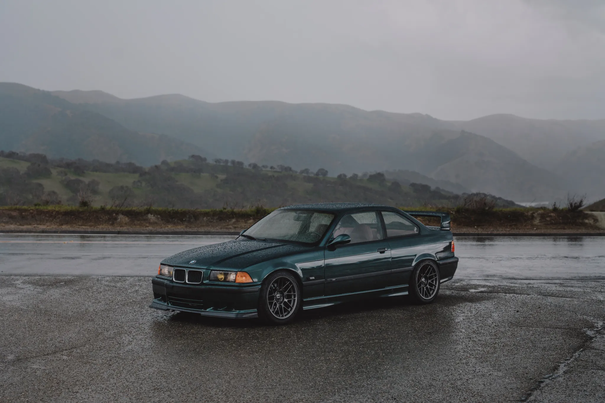 BMW E36 M3 with 17" ARC-8RT Wheels in Anthracite