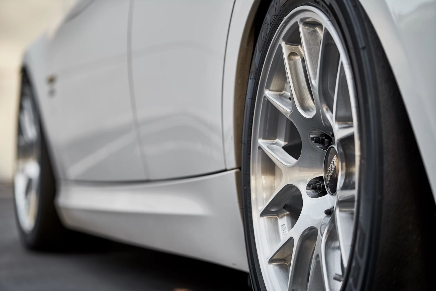 BMW E90 LCI Sedan 3 Series with 17" EC-7R Wheels in Brushed Clear