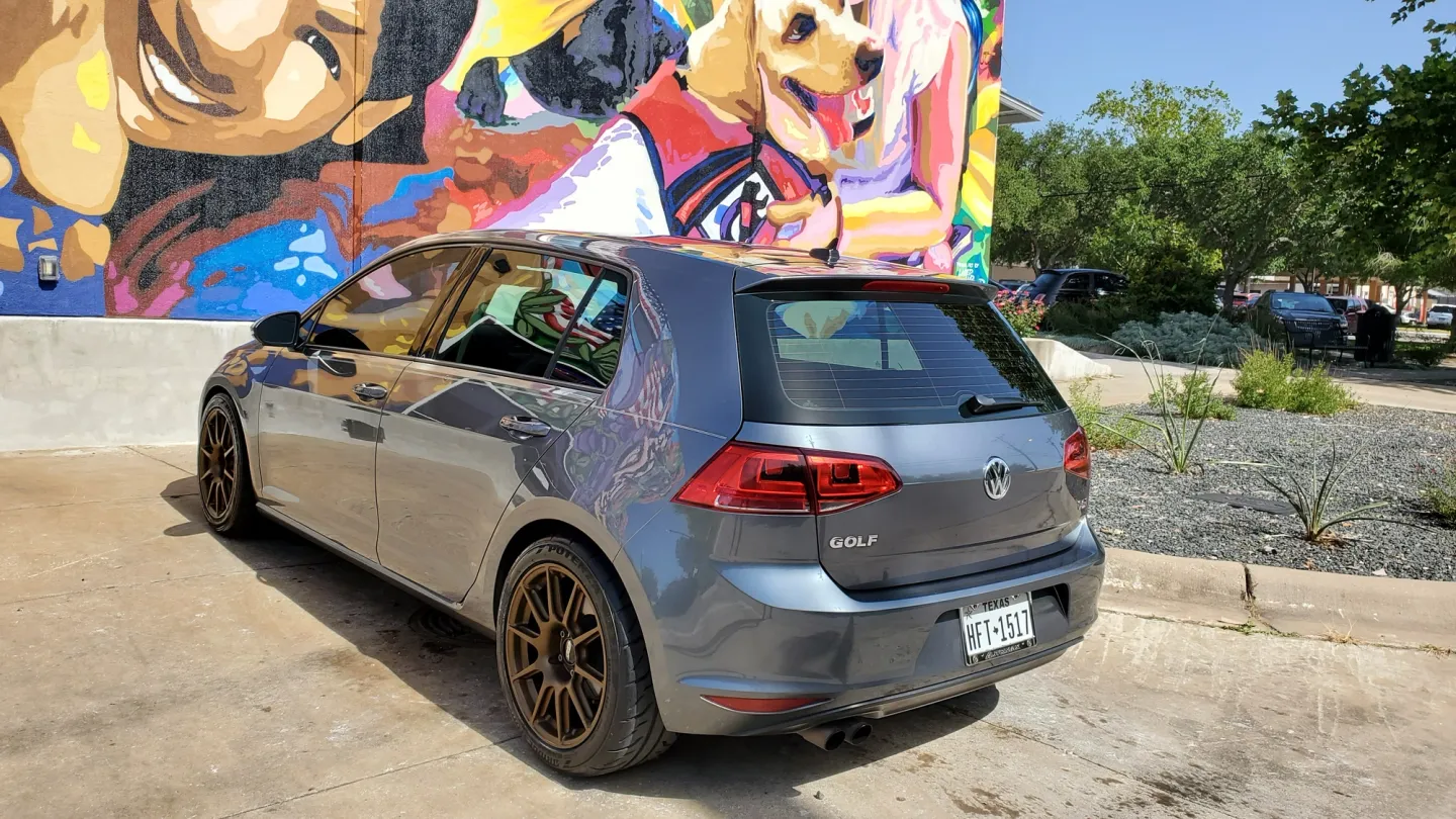 VW MK7 Golf with 17" SM-10 Wheels in Satin Bronze
